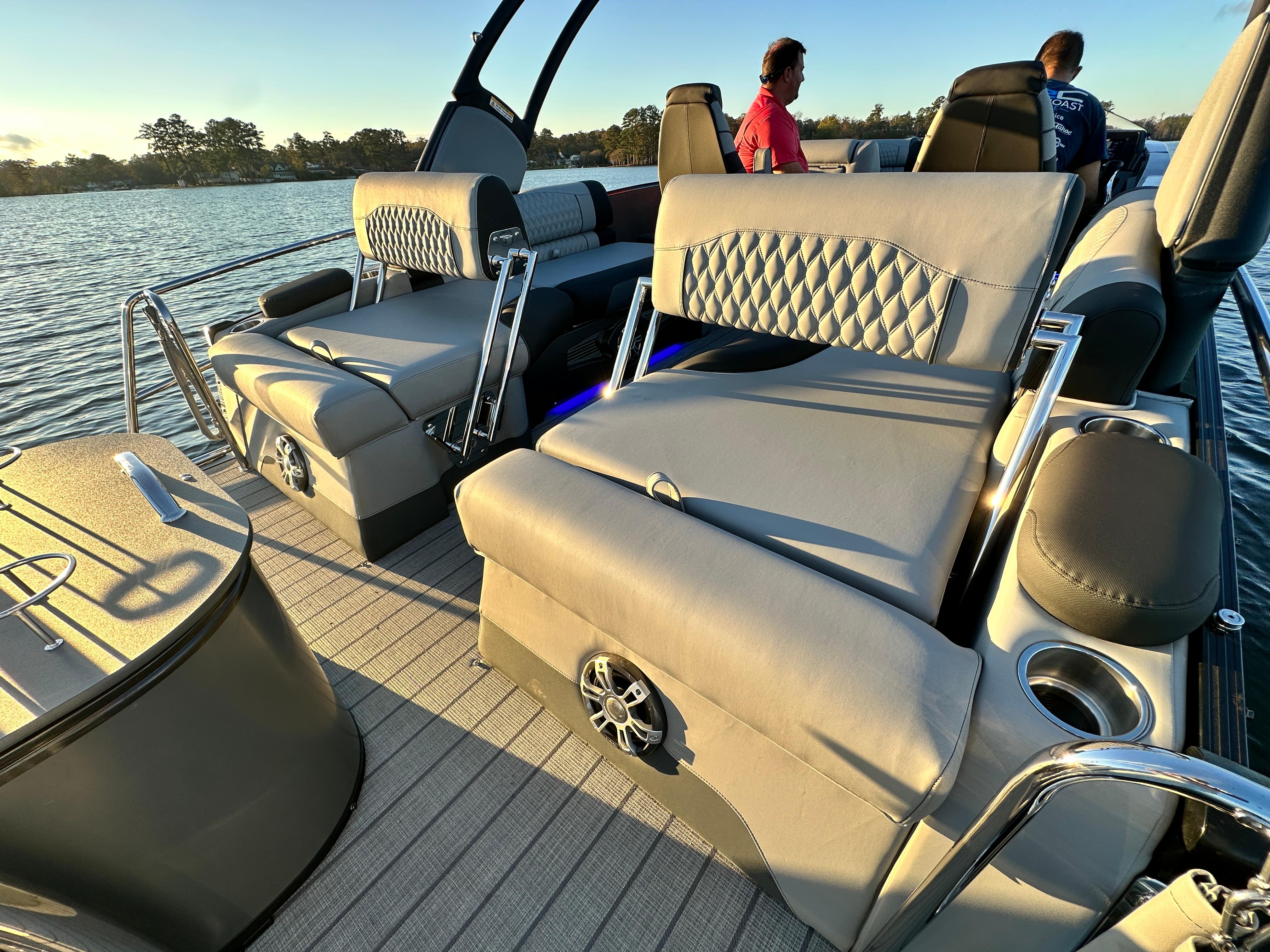 2025 Avalon Excalibur LTD Quad Lounge Windshield Pontoon for sale ...