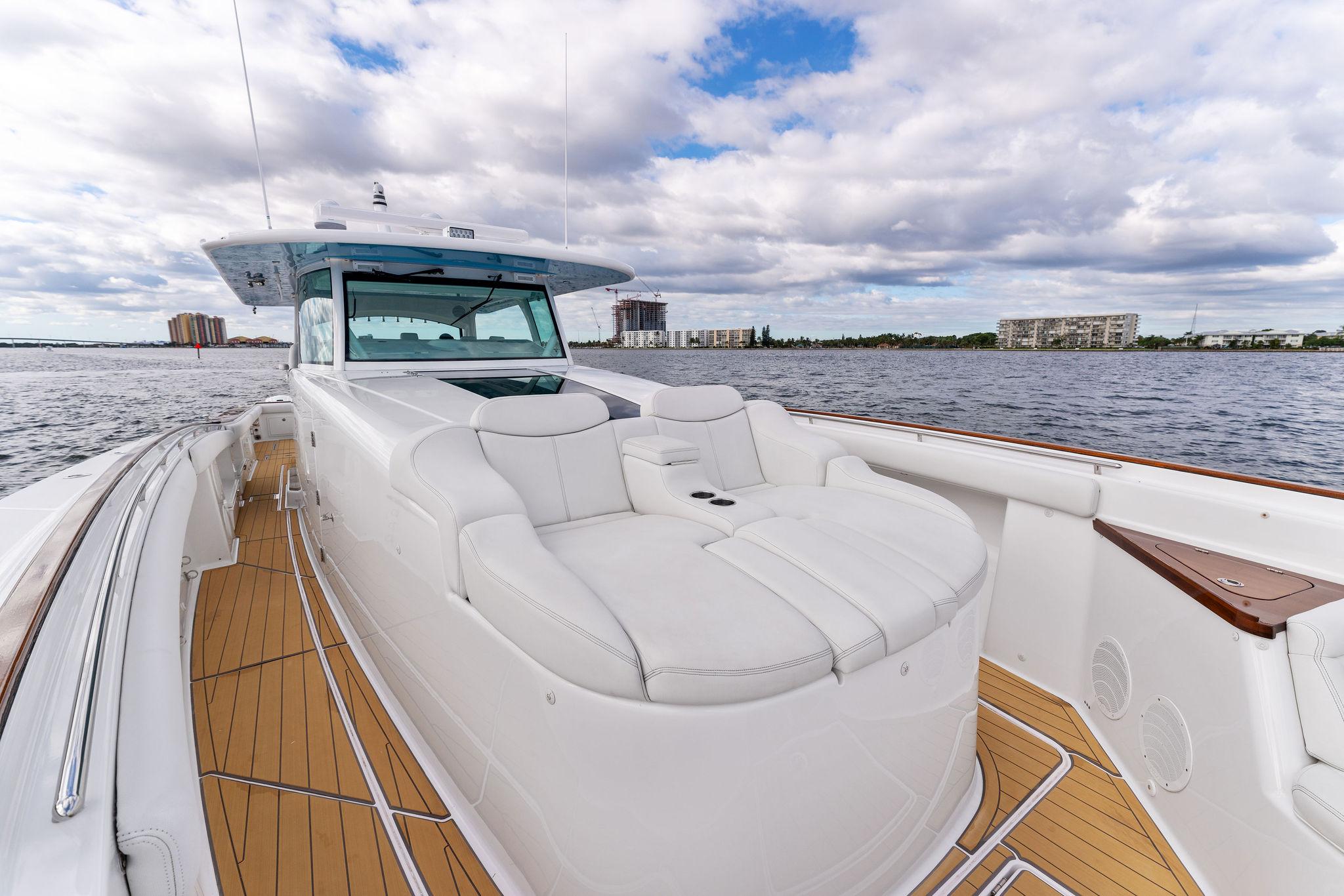 2021 HCB Estrella Center Console for sale - YachtWorld