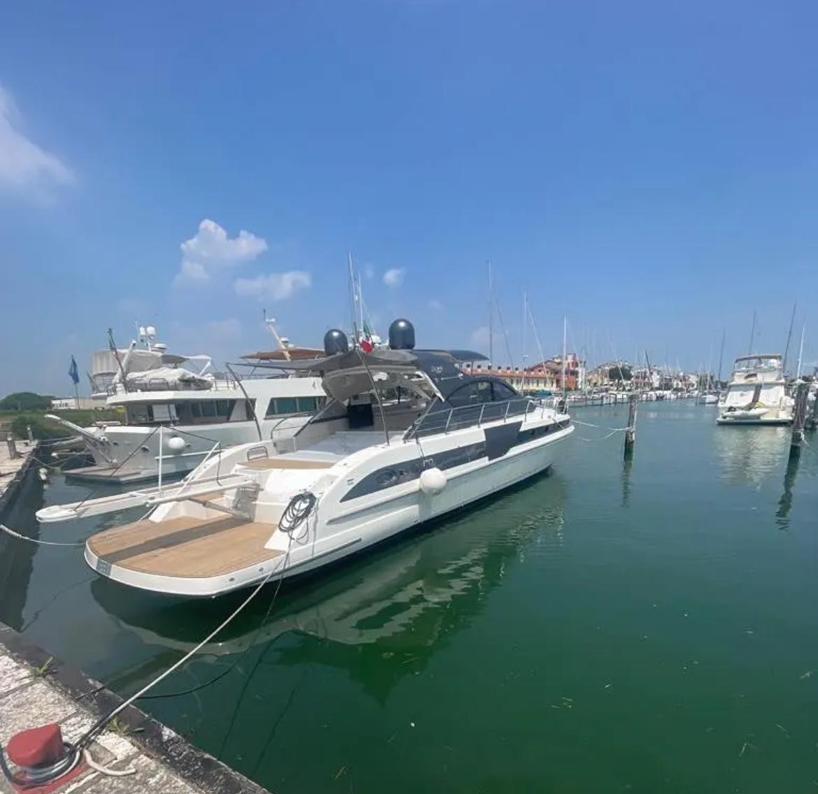 Conam 58 SPORT HT | 2004 | 57ft - Venezia | Boatshop24