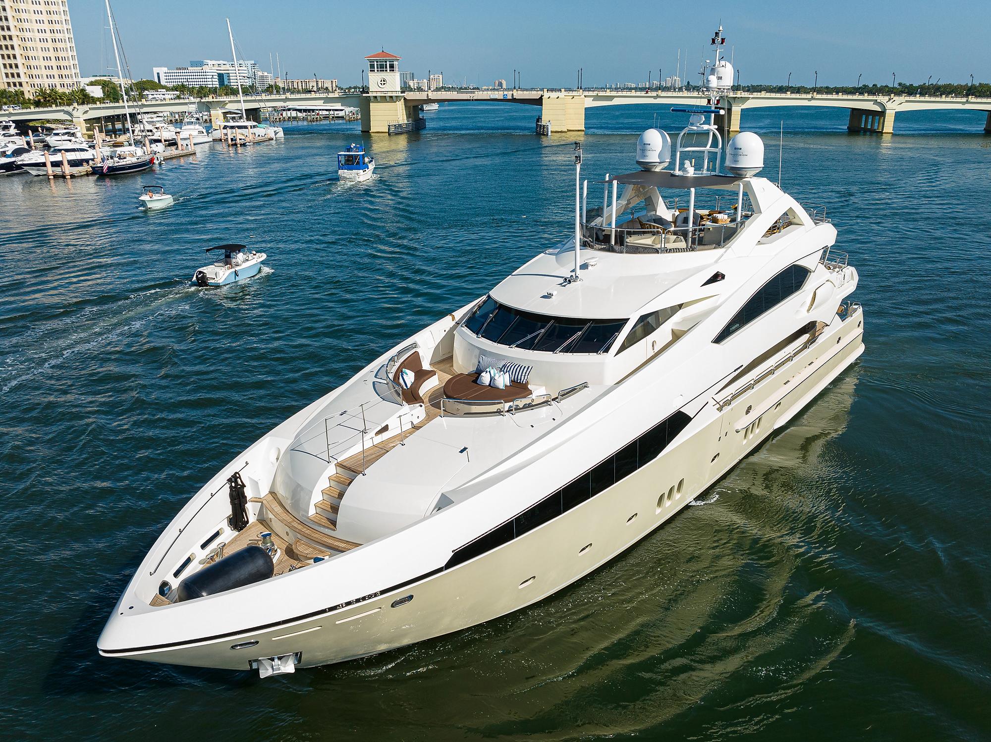 Sullivan's Island Motor Yachts Sunseeker for sale - YachtWorld