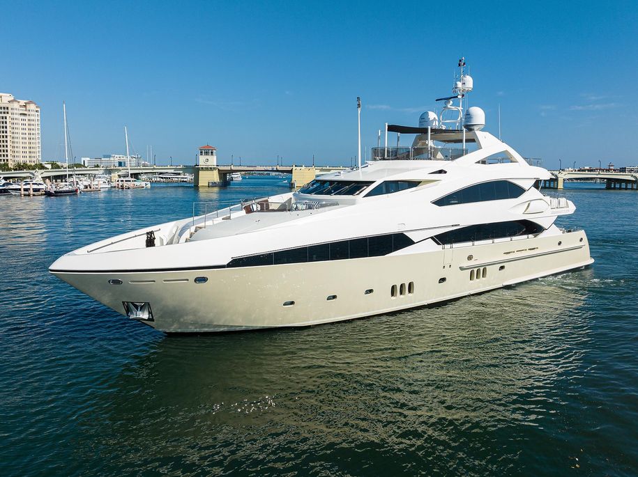 Sullivan's Island Motor Yachts Sunseeker for sale - YachtWorld