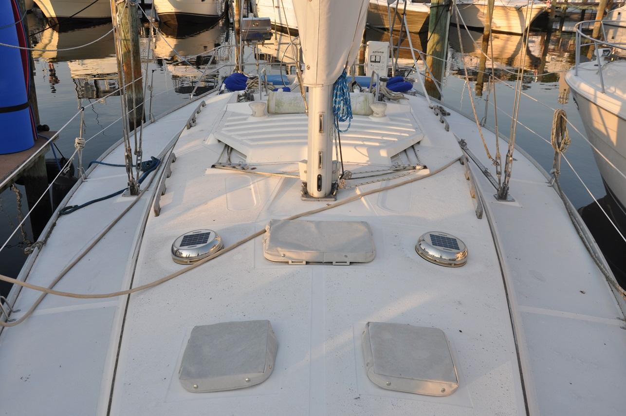 1989 Hunter Legend 40 Cruiser for sale - YachtWorld