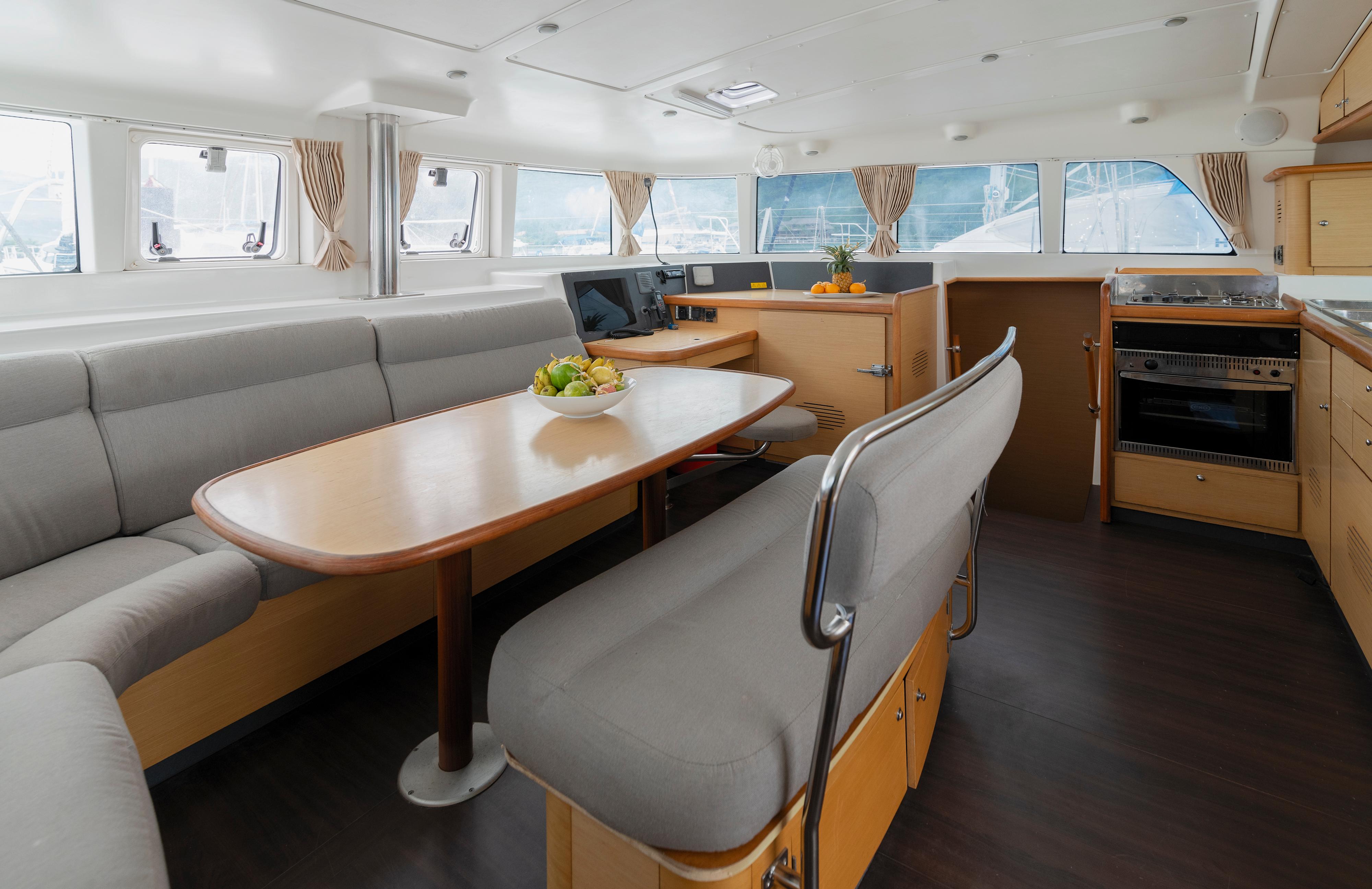 2008 Lagoon 440 Multi-Hull for sale - YachtWorld