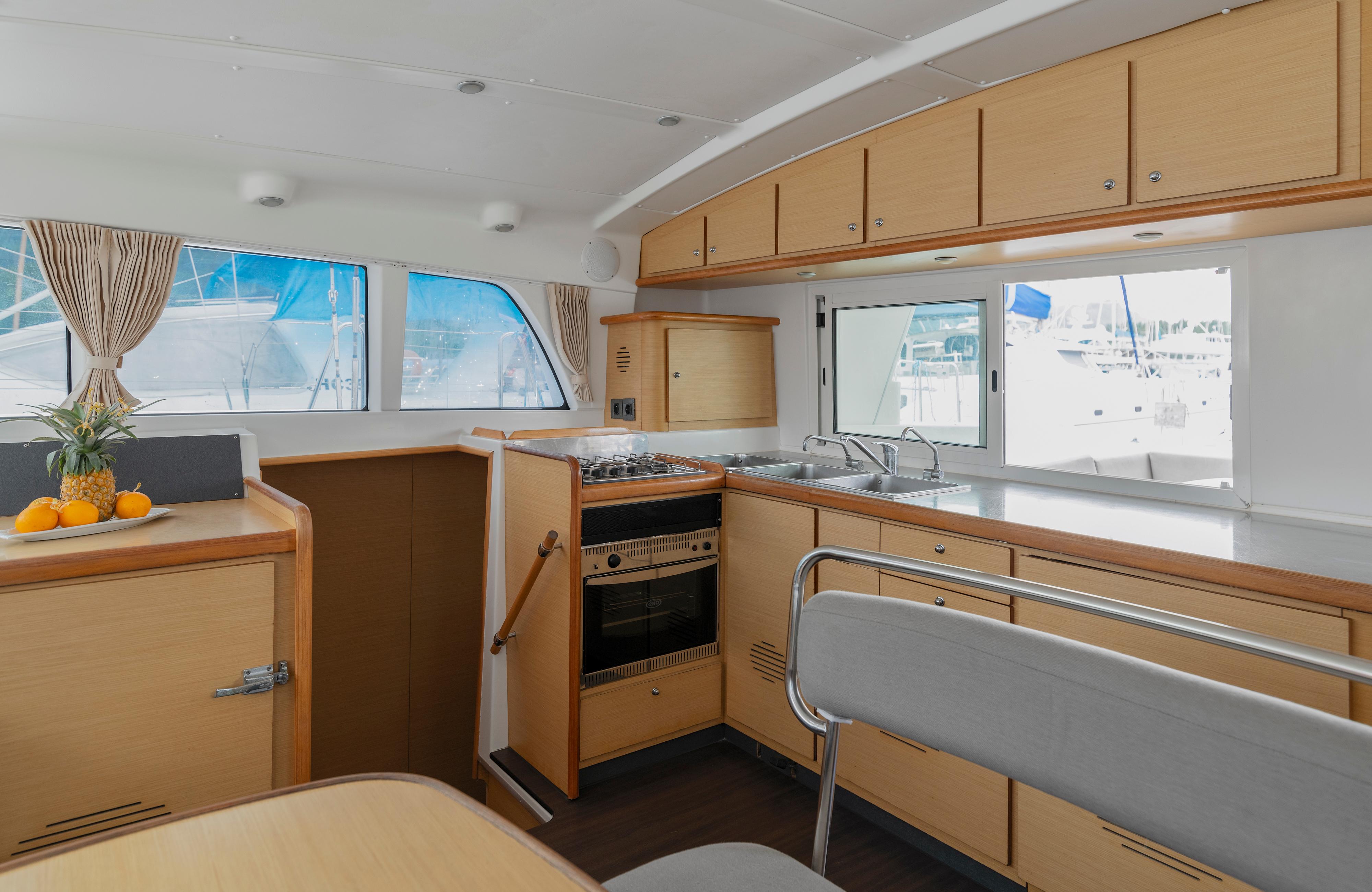 2008 Lagoon 440 Multi-Hull for sale - YachtWorld