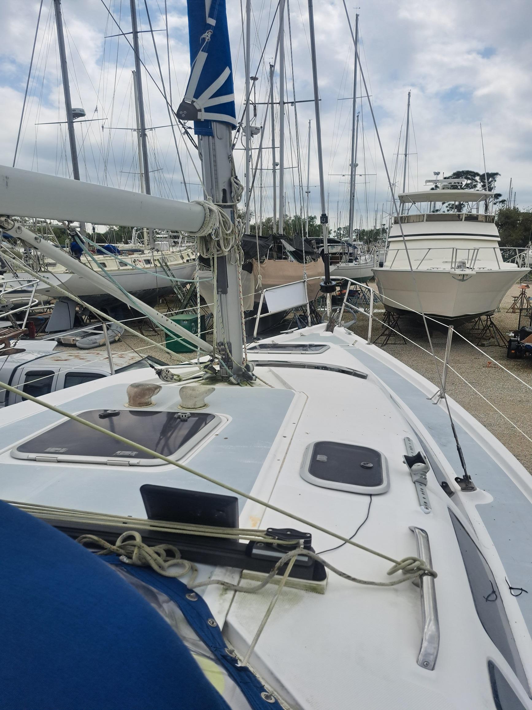 1998 Hunter 340 Cruiser for sale - YachtWorld