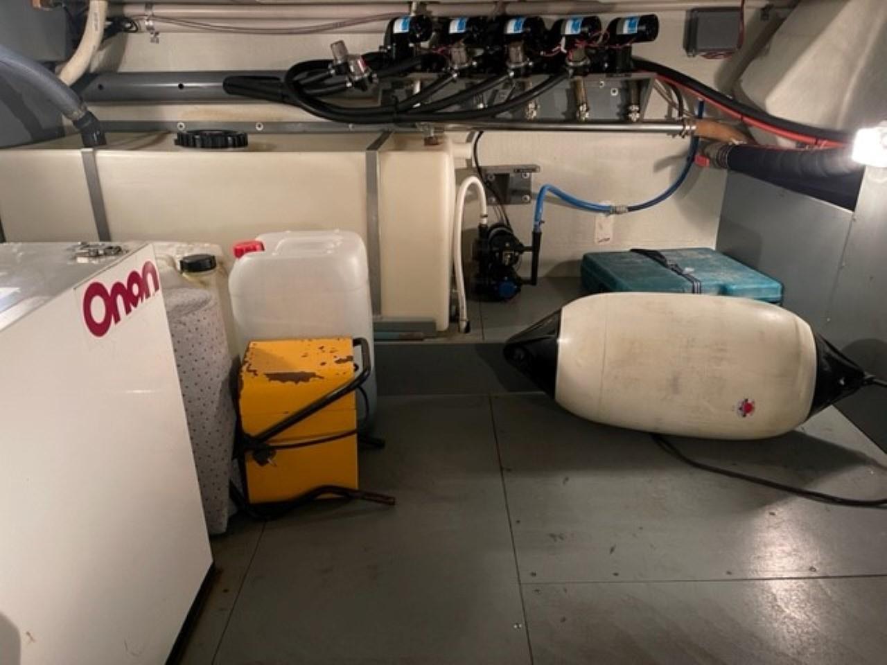 1998 Storebro Royal Cruiser 430 Biscay Motor Yachts for sale - YachtWorld