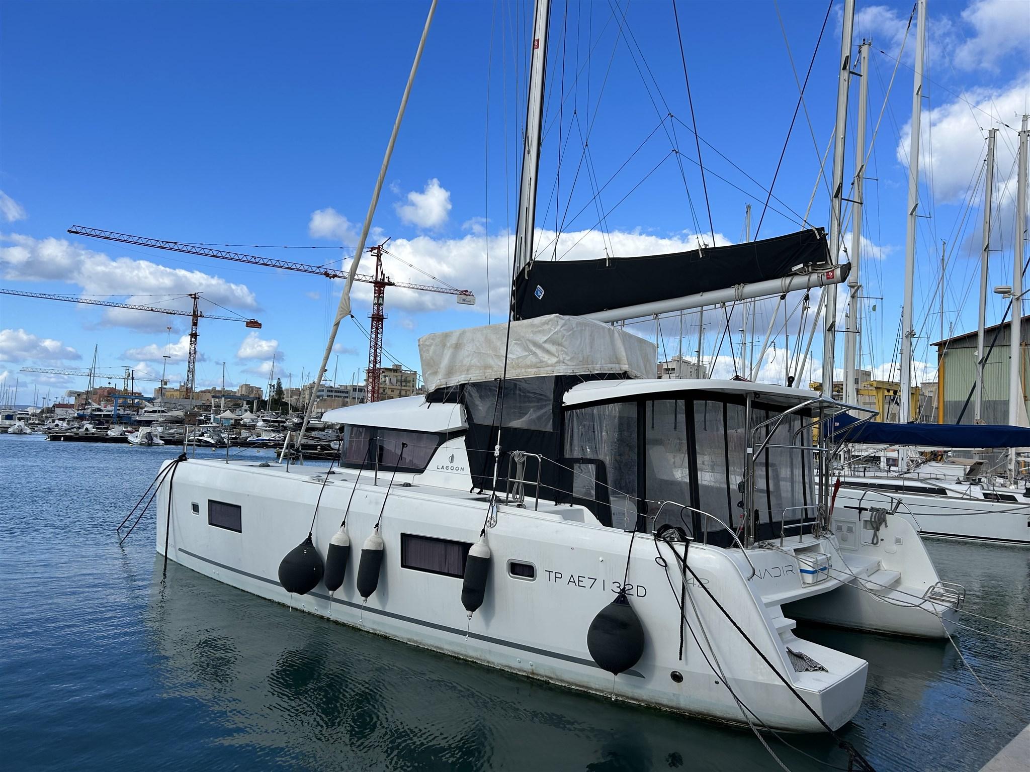 Lagoon 42 13m 2020, Segelyachten | Boot24