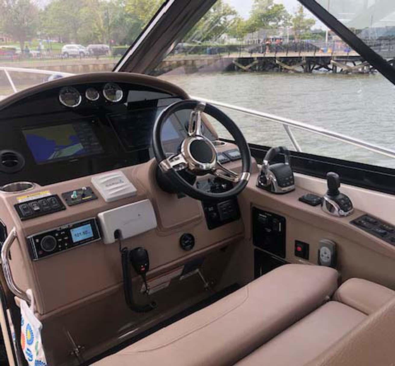 2018 Regal 42 Sport Coupe Sports Cruiser for sale - YachtWorld