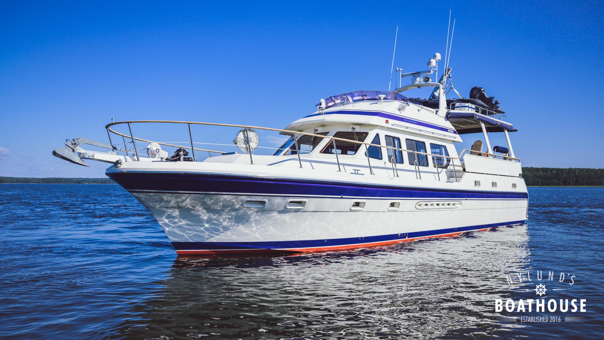 2001 Trader 535 Signature Flybridge for sale - YachtWorld