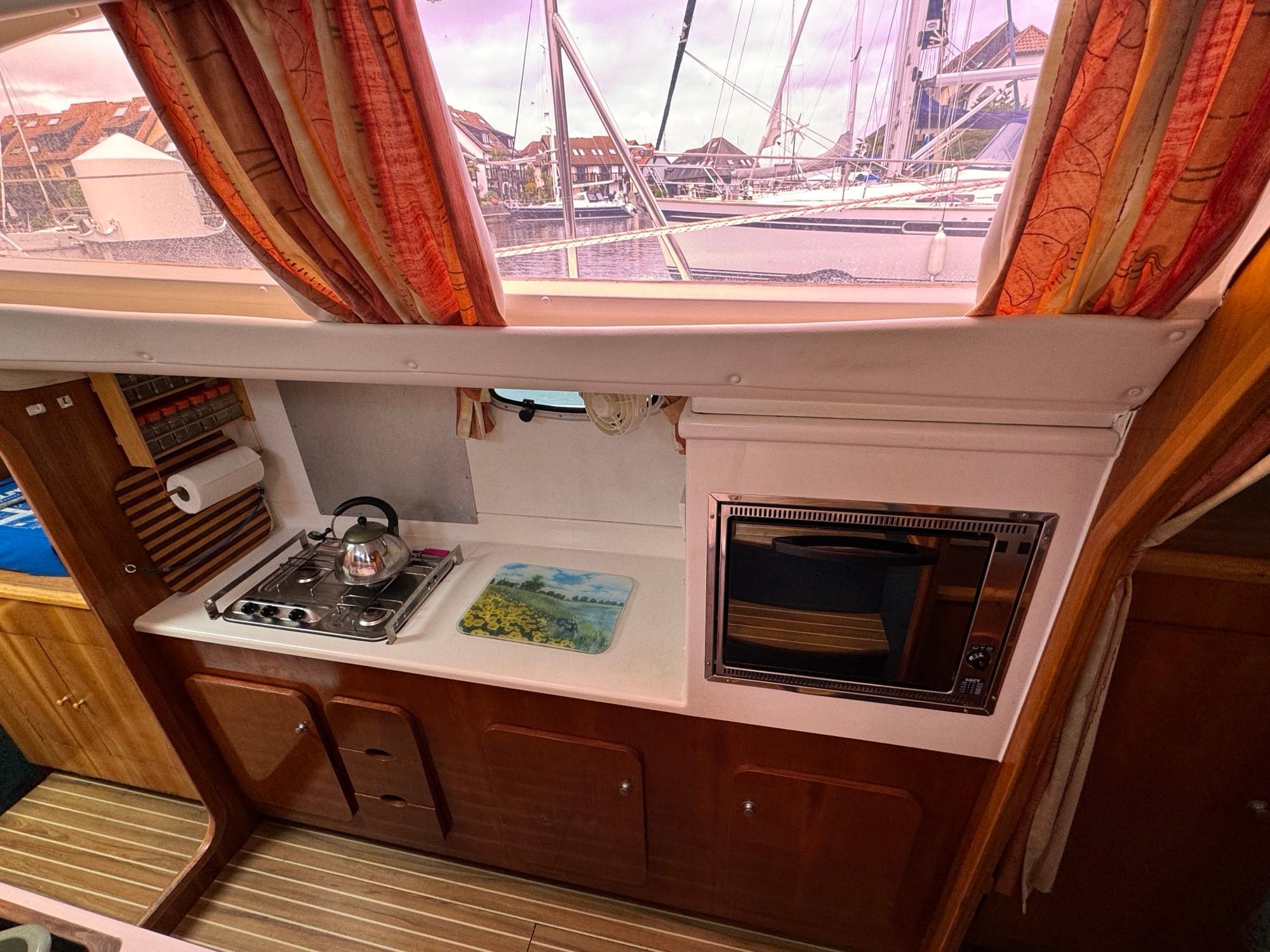 1998 Prout 38 Multi-Hull for sale - YachtWorld