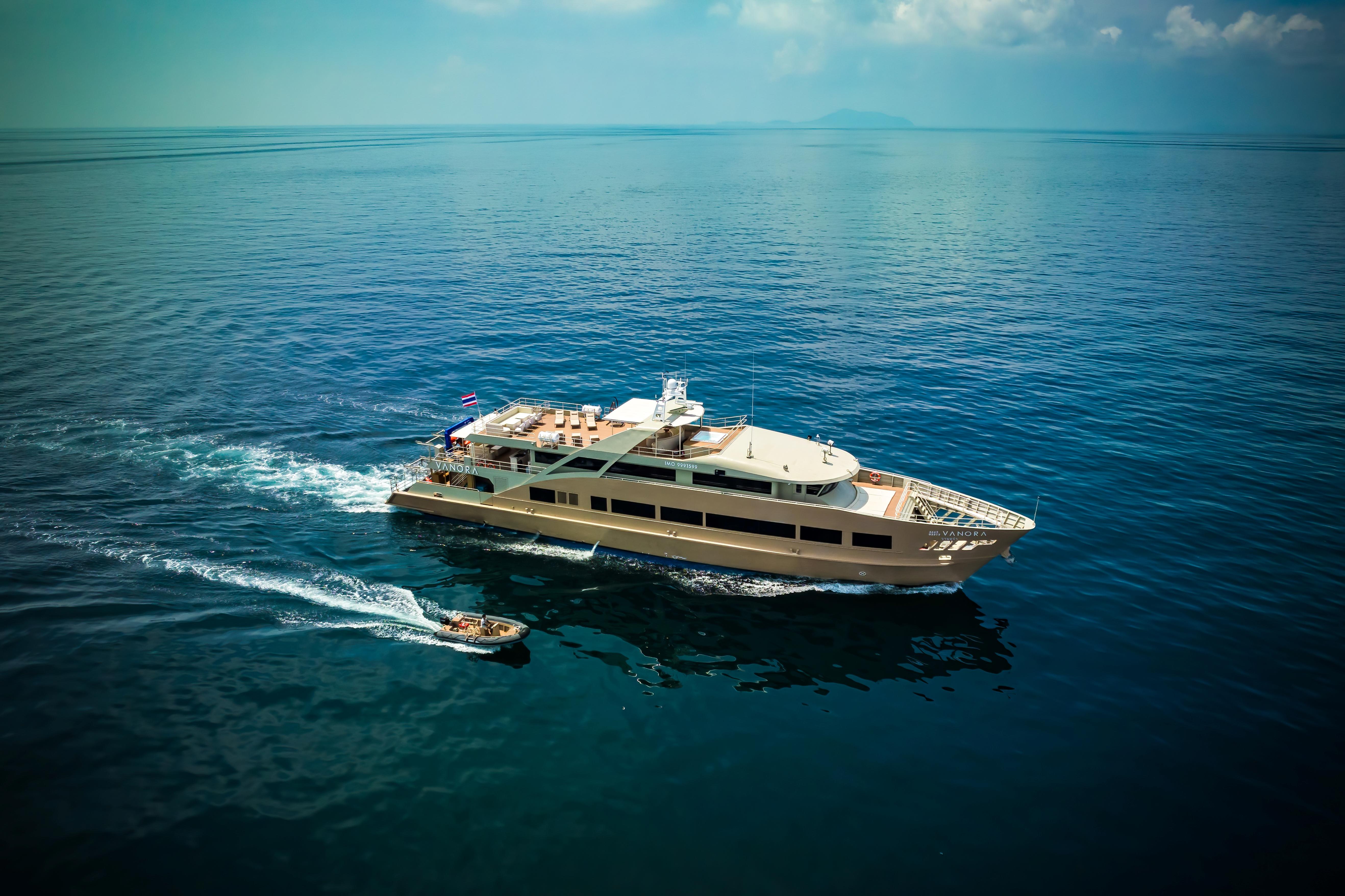 Used 2023 Custom Seacrest Marine 52m Yacht | Youboat