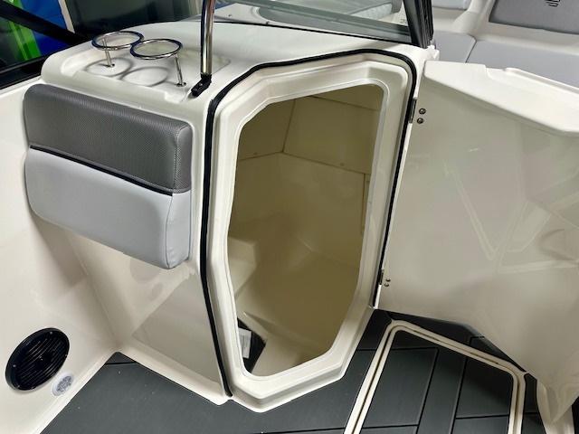 2024 Bayliner DX2250 Deck for sale - YachtWorld