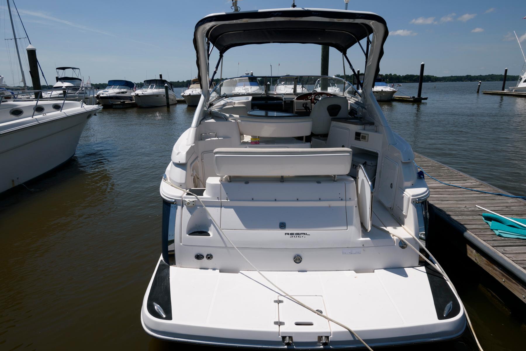 2007 Regal 3060 Window Express Cruiser for sale - YachtWorld