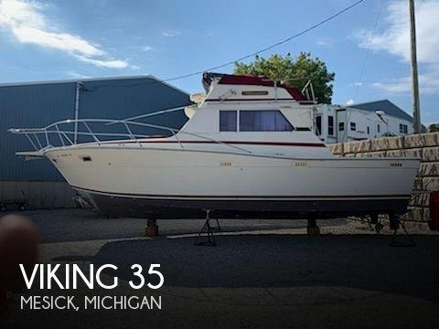 Viking 35 | 1975 | 11m - Michigan | Boatshop24