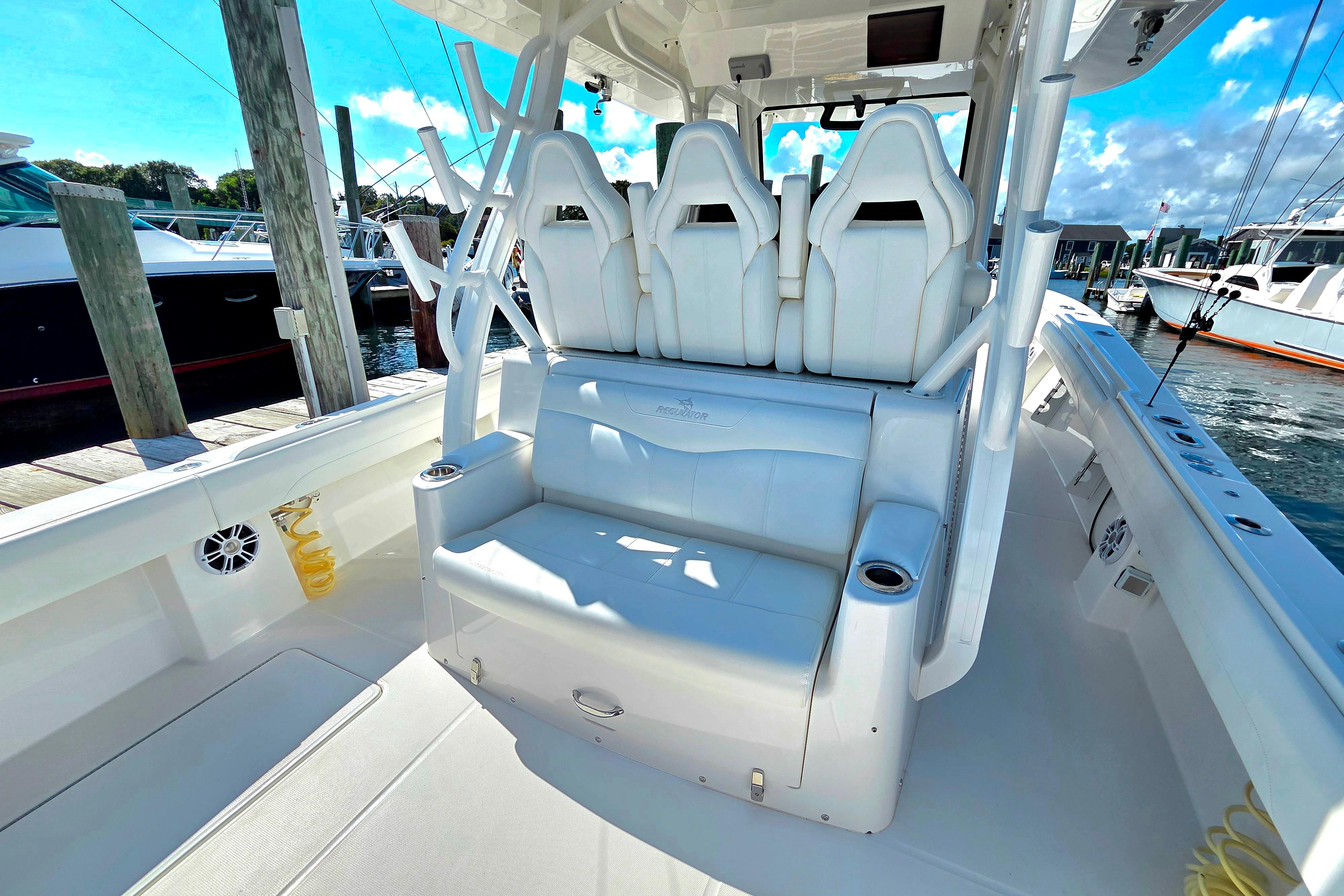 2022 Regulator 37 Center Console for sale - YachtWorld