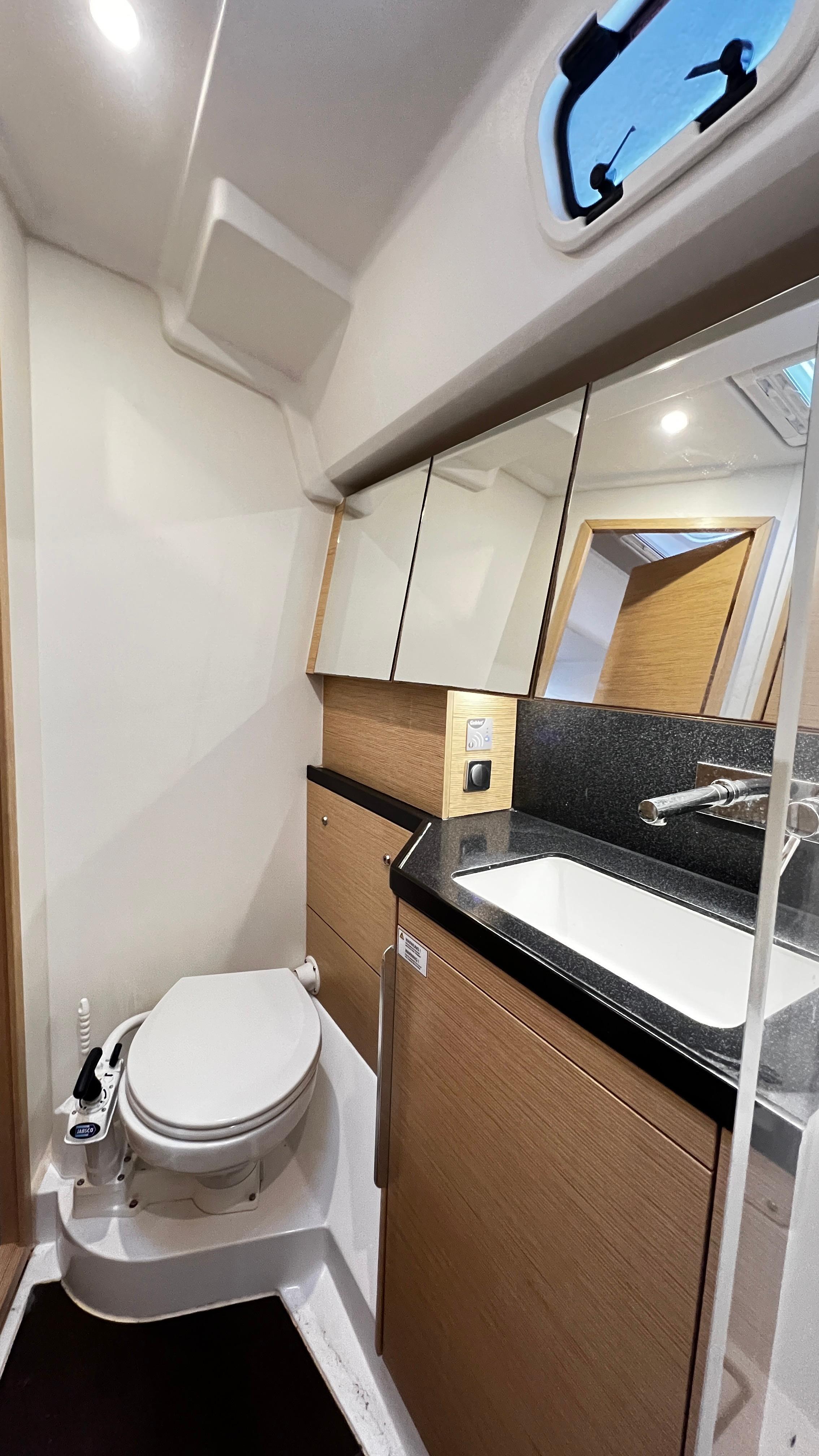 2022 Hanse 460 Cruiser for sale - YachtWorld