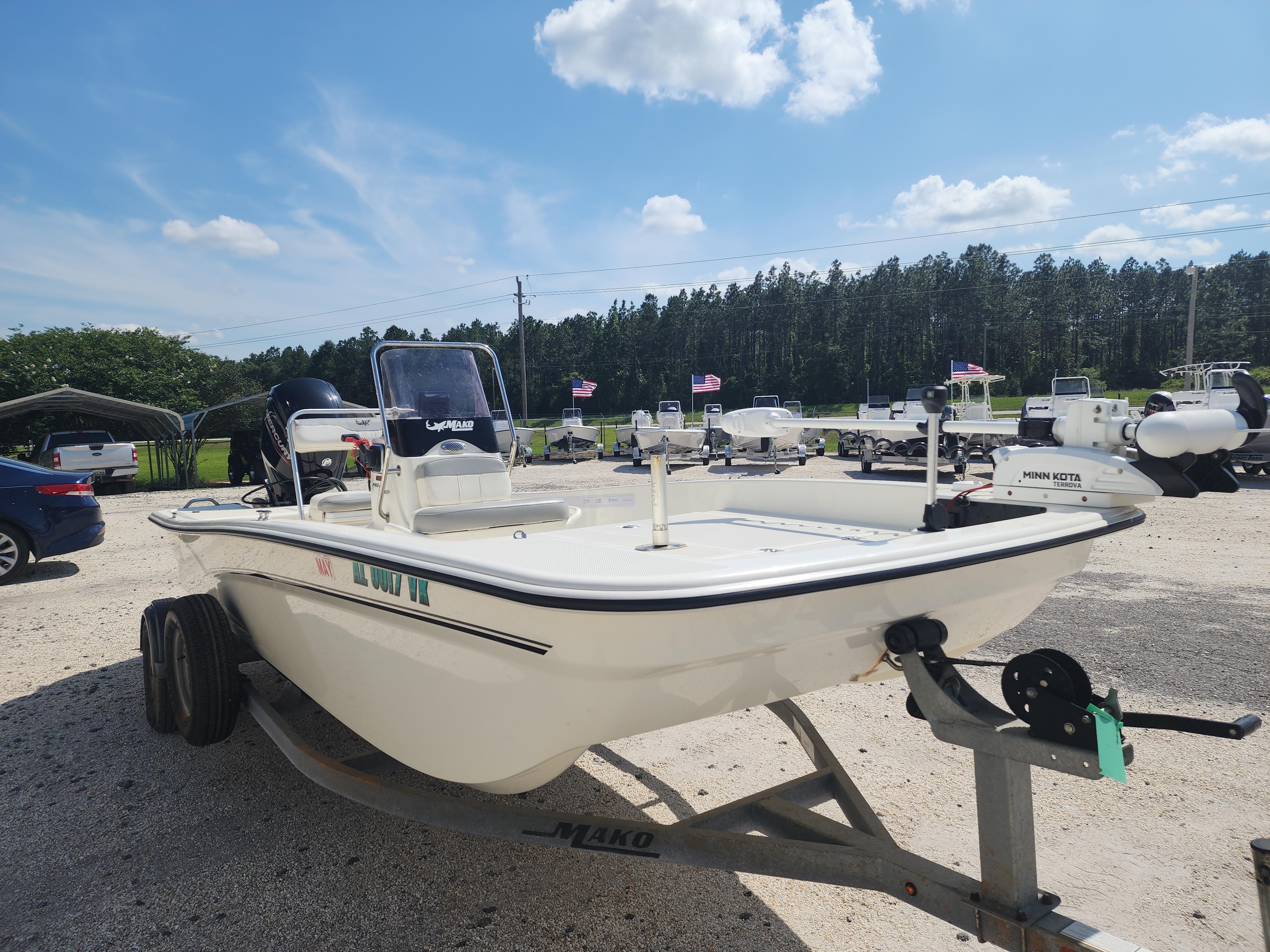 2021 Mako Pro Skiff 17 CC Aluminium Fish for sale - YachtWorld