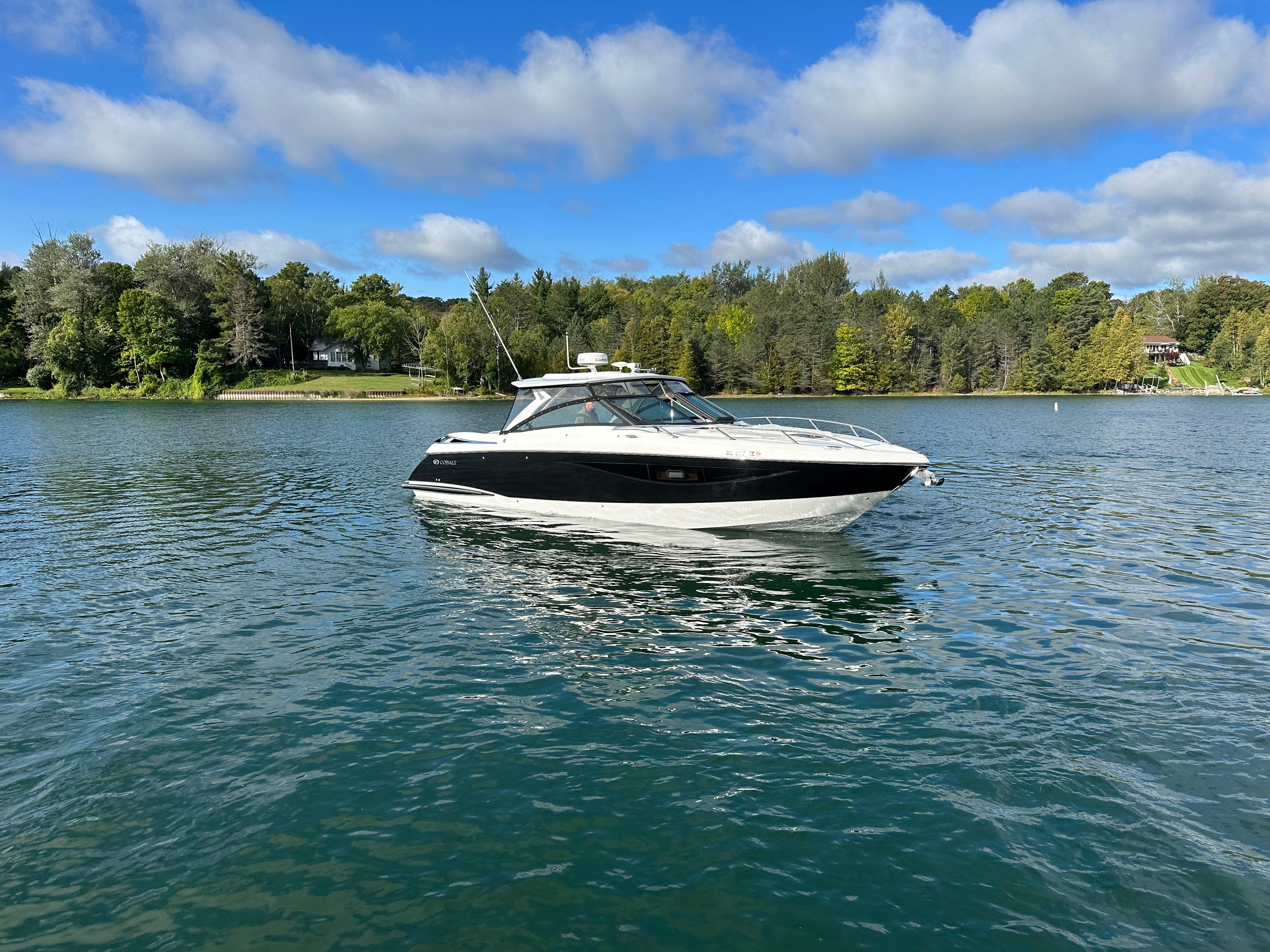 2015 Cobalt A40 Cruiser for sale - YachtWorld