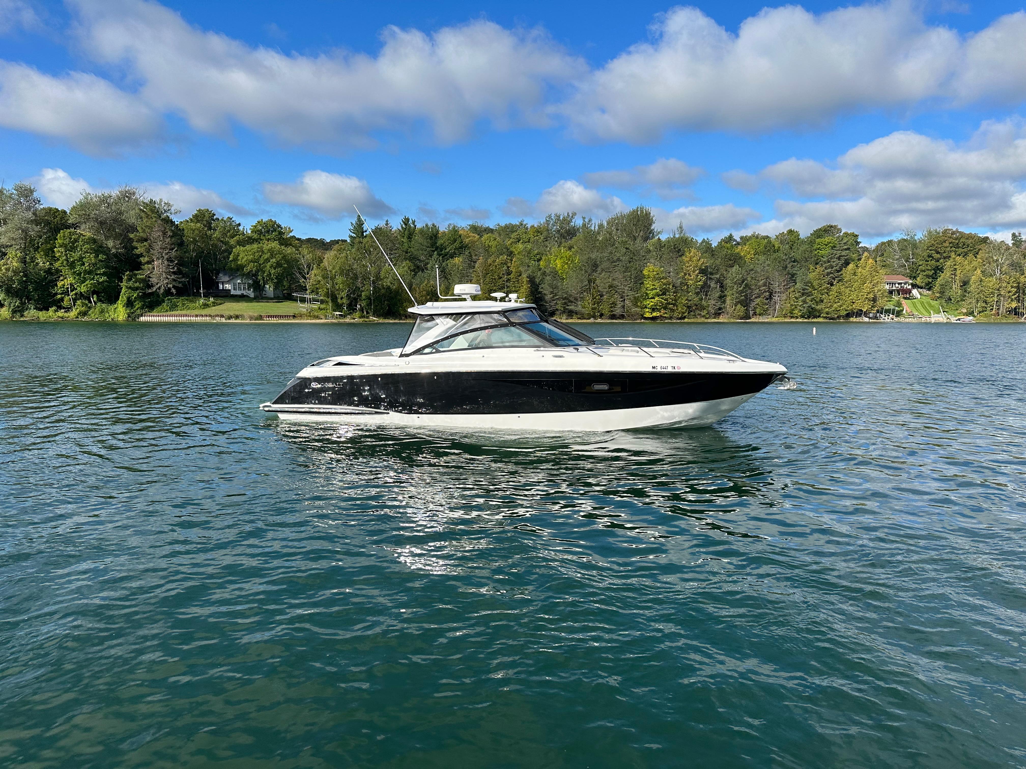 2015 Cobalt A40 Cruiser for sale - YachtWorld