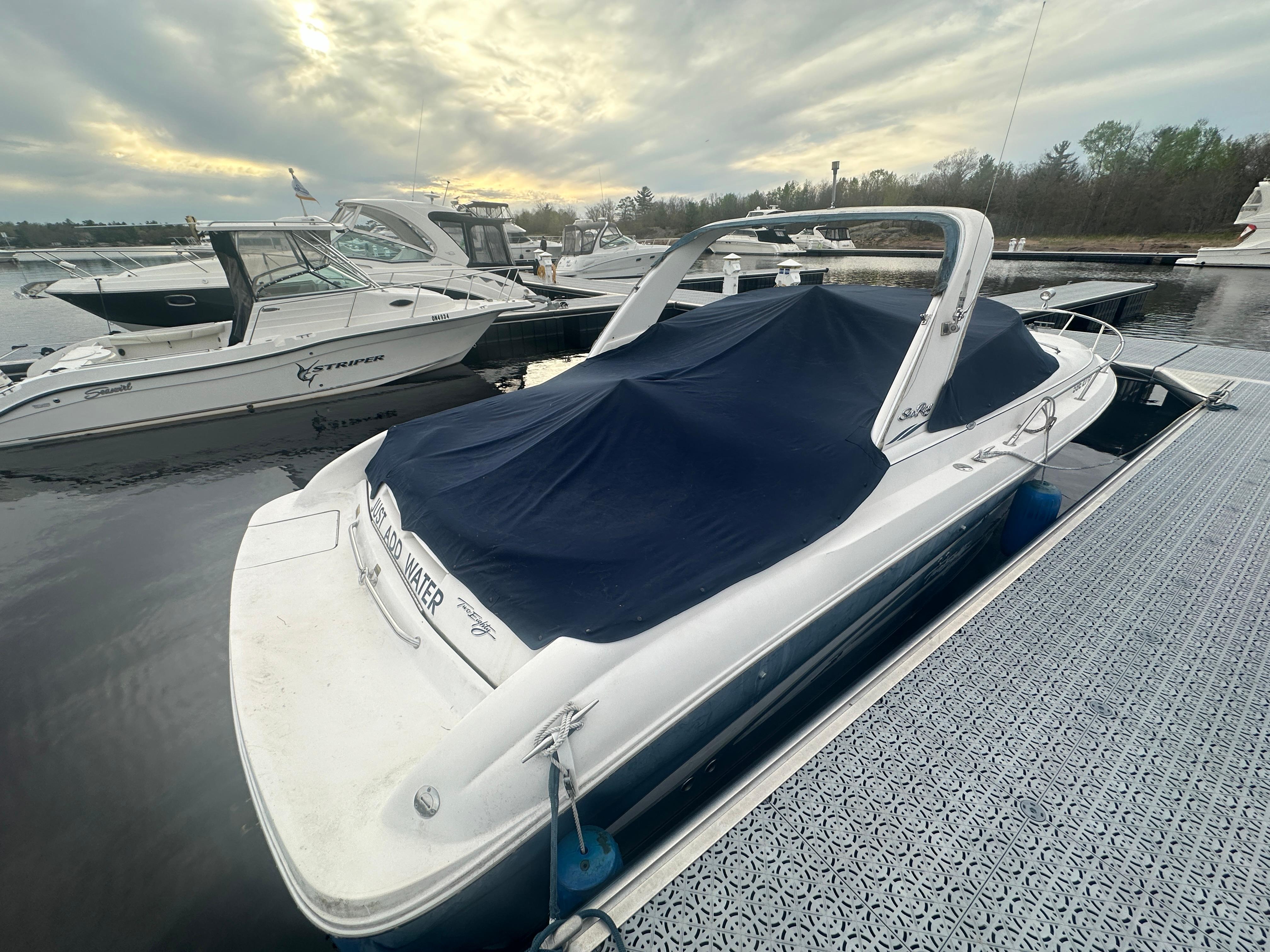1999 Sea Ray 280 Sun Sport Anniversary Barcos con cabina en proa en ...
