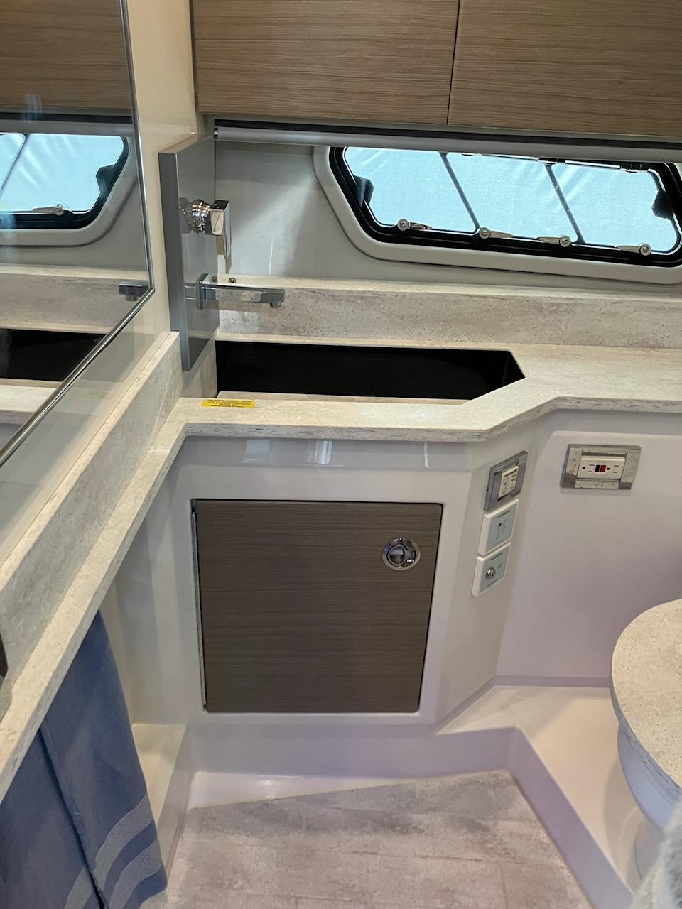 2019 Formula 430 All Sport Crossover Kruisers te koop- YachtWorld