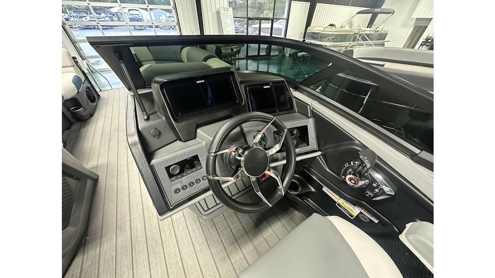 2025 Tahoe Pontoon Grand Tahoe Elite WIndshield Pontoon for sale ...