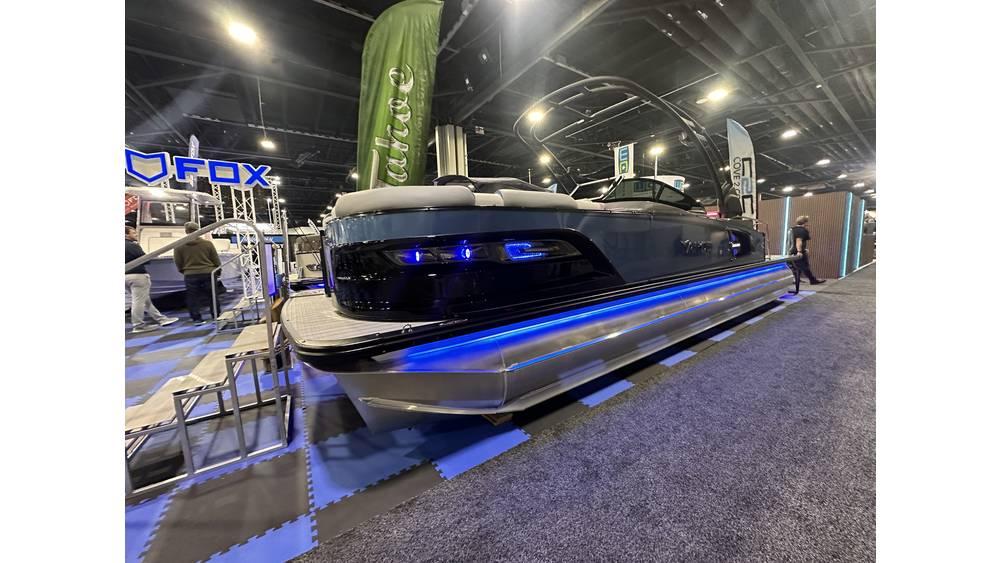 2025 Tahoe Pontoon Grand Tahoe Elite WIndshield Pontoon for sale ...