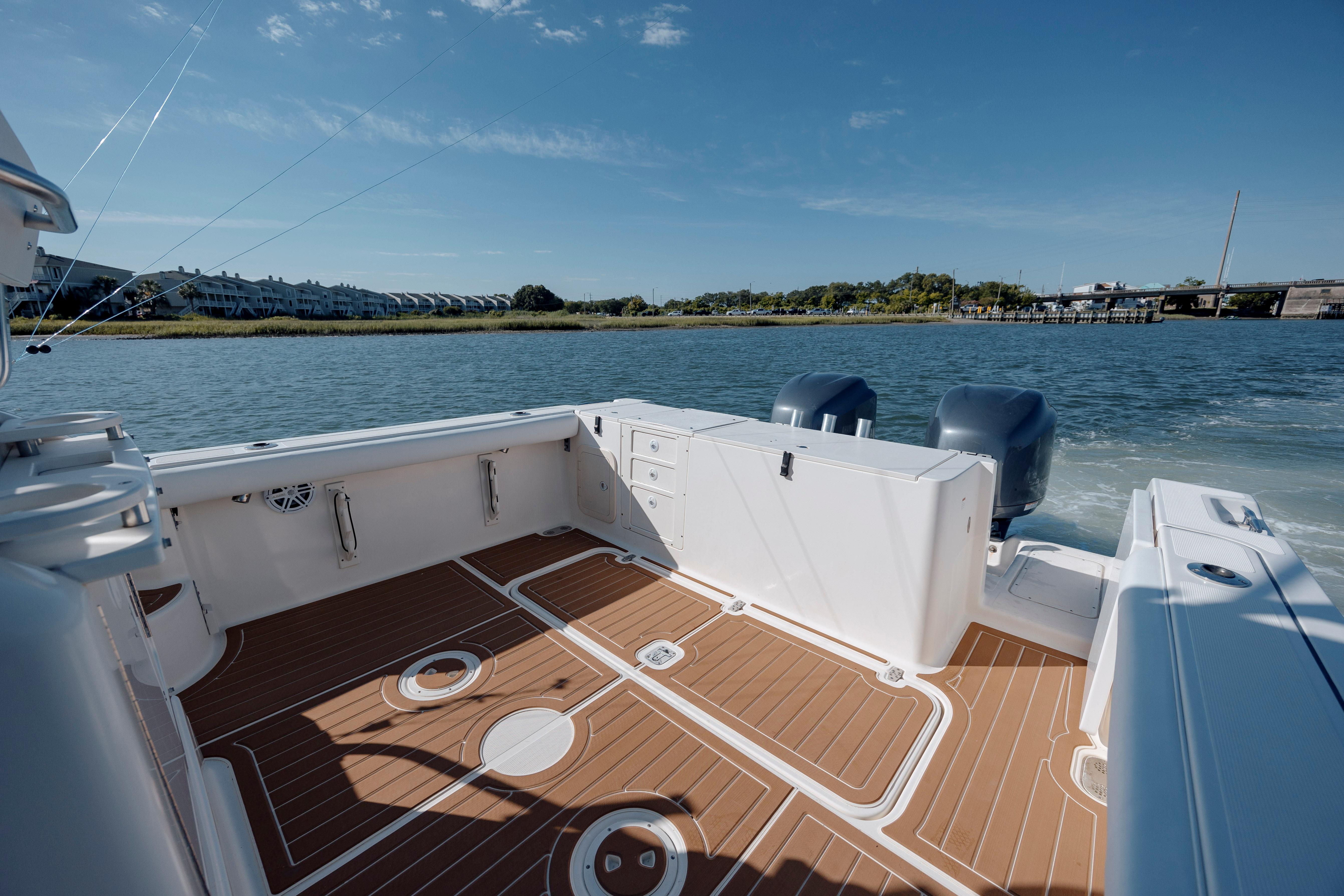 2002 Pursuit 3070 Offshore Center Console Saltwater Fishing for sale ...