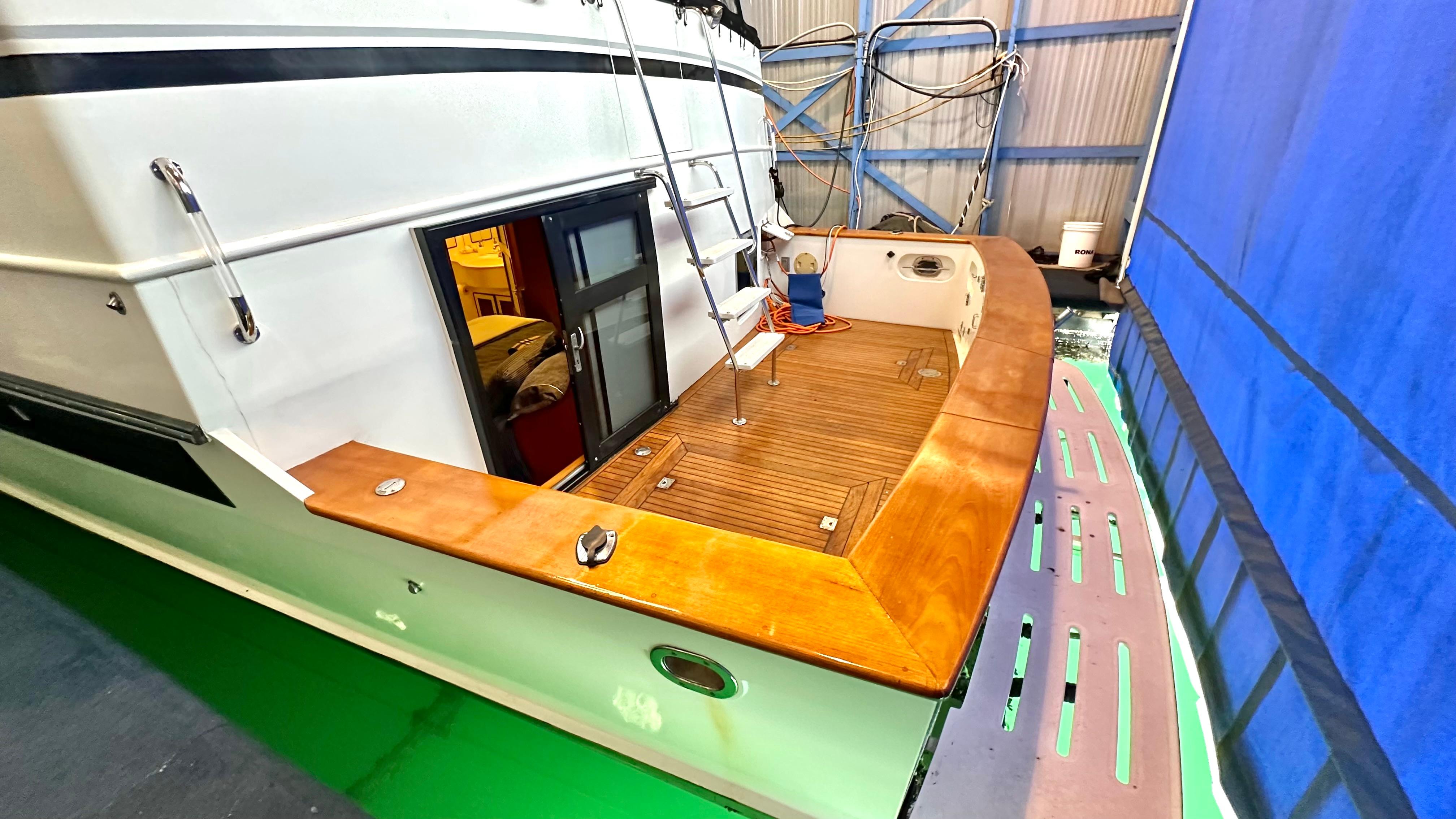 1991 Custom Trans World Del-Ray 53 Motor Yachts for sale - YachtWorld