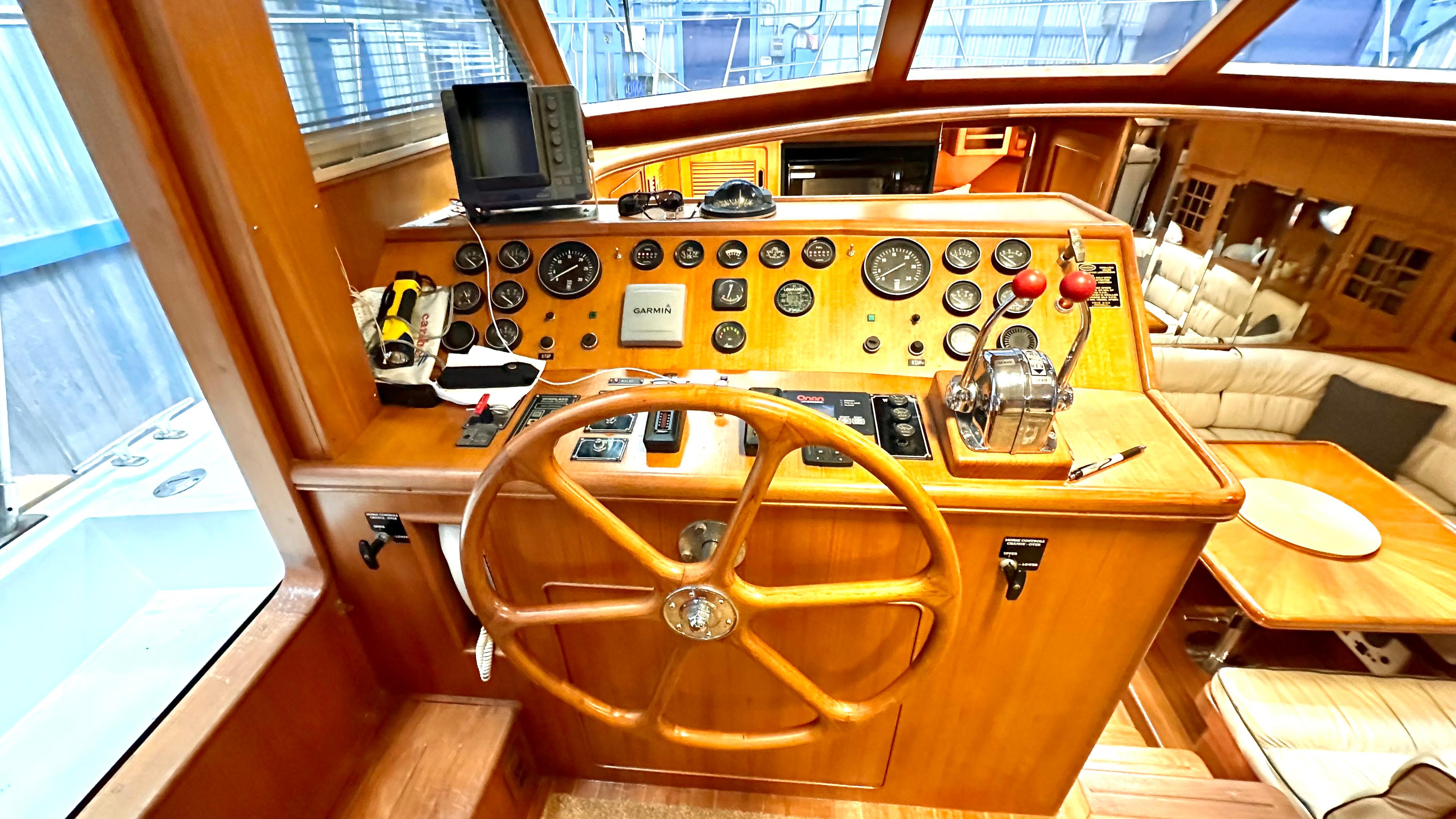 1991 Custom Trans World Del-Ray 53 Motor Yachts for sale - YachtWorld