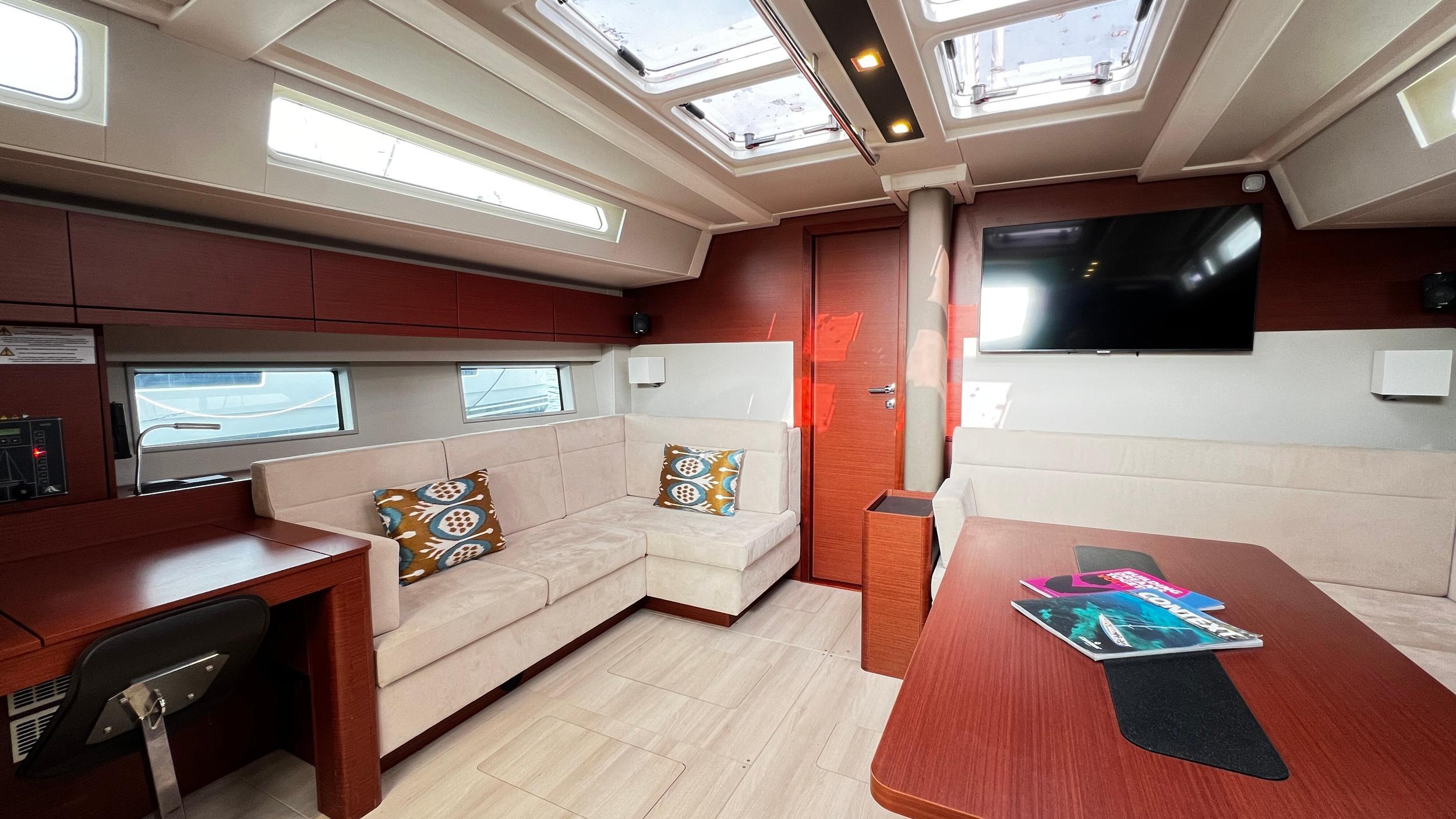 2021 Hanse 548 Cruiser for sale - YachtWorld