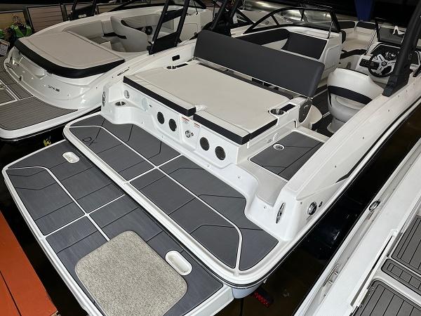 2023 Bayliner DX 2050 Deck boats à vendre - YachtWorld