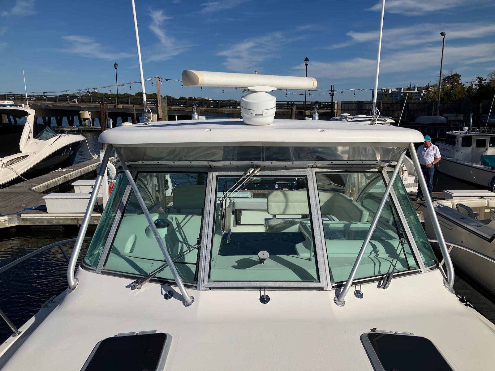 2000 Pursuit 3400 Express Cruiser for sale - YachtWorld