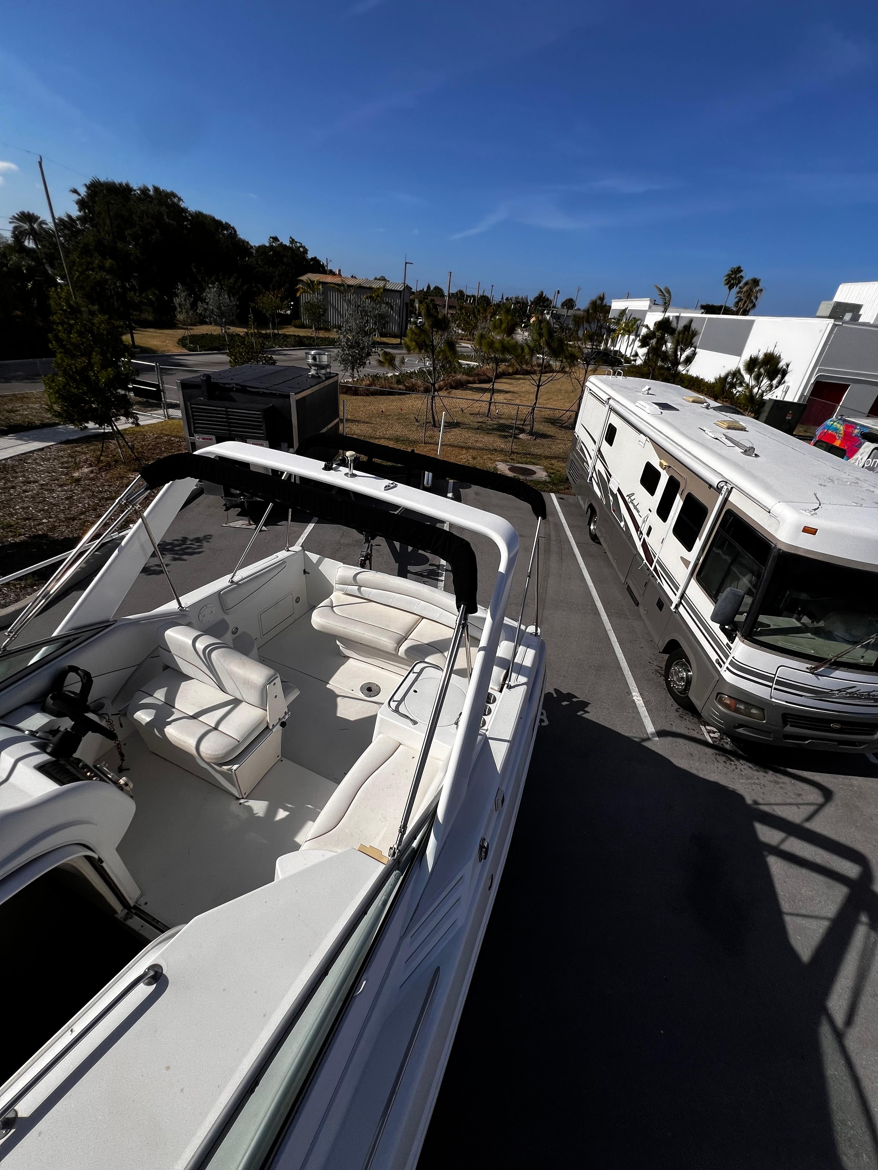 2001 Larson 290 Motorcruiser Kaufen - YachtWorld