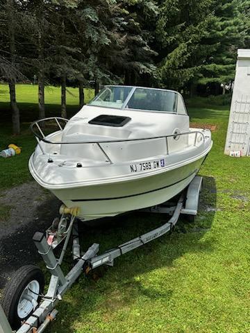 2004 Caravelle Sea Hawk 210 Walk Around Saltwater Fishing for sale ...