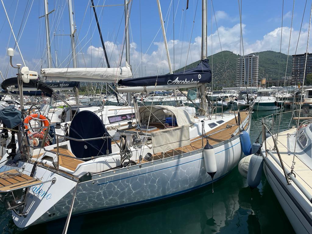 Used 1983 Solaris 36 - Salerno | TopBoats