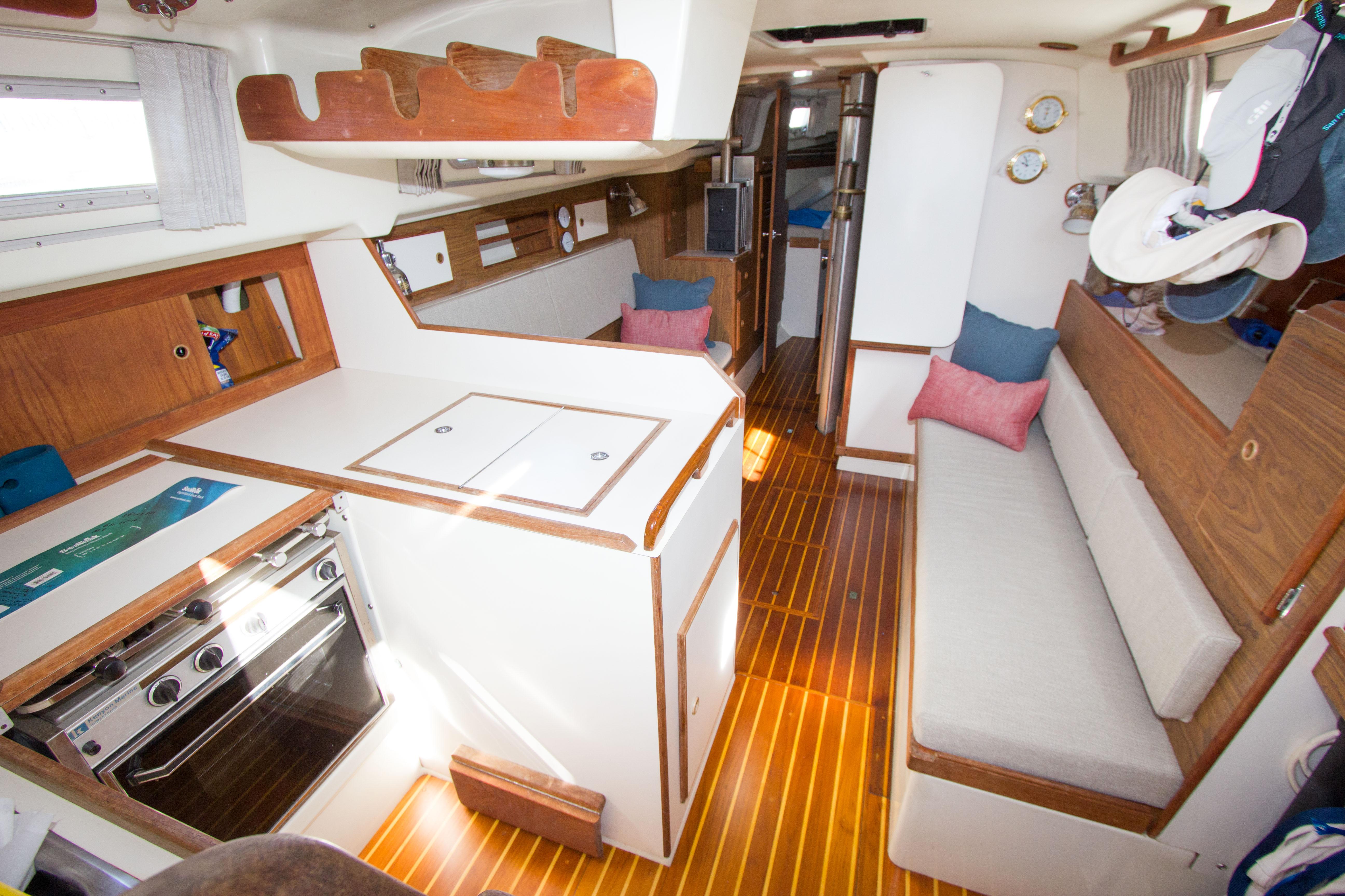 1977 Pearson 365 Ketch Kruisers (zeilen) te koop- YachtWorld