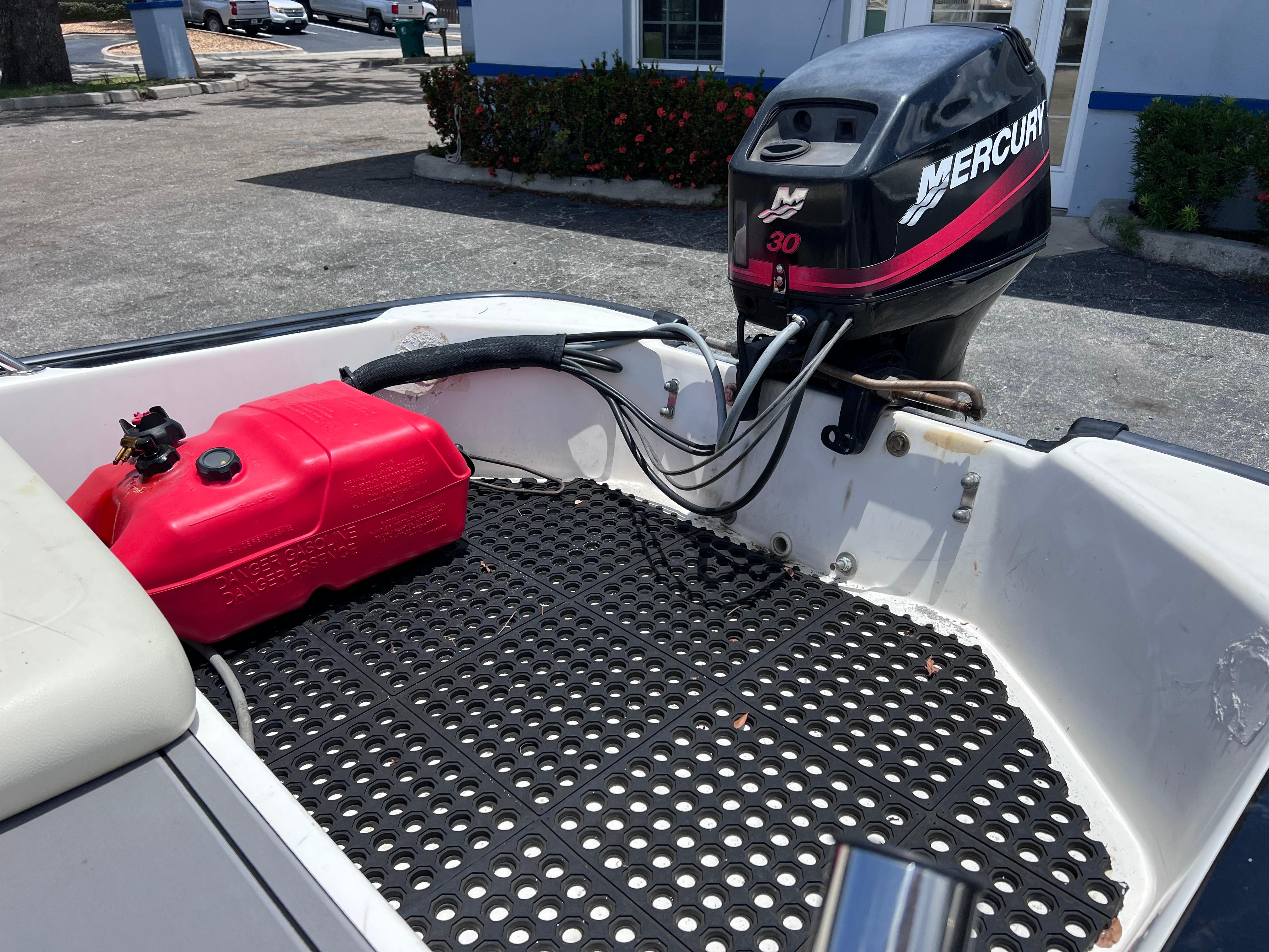 2000 Boston Whaler 13 Sport w/ Mercury 30hp / CUSTOM PAINT Hjelpefartøy ...