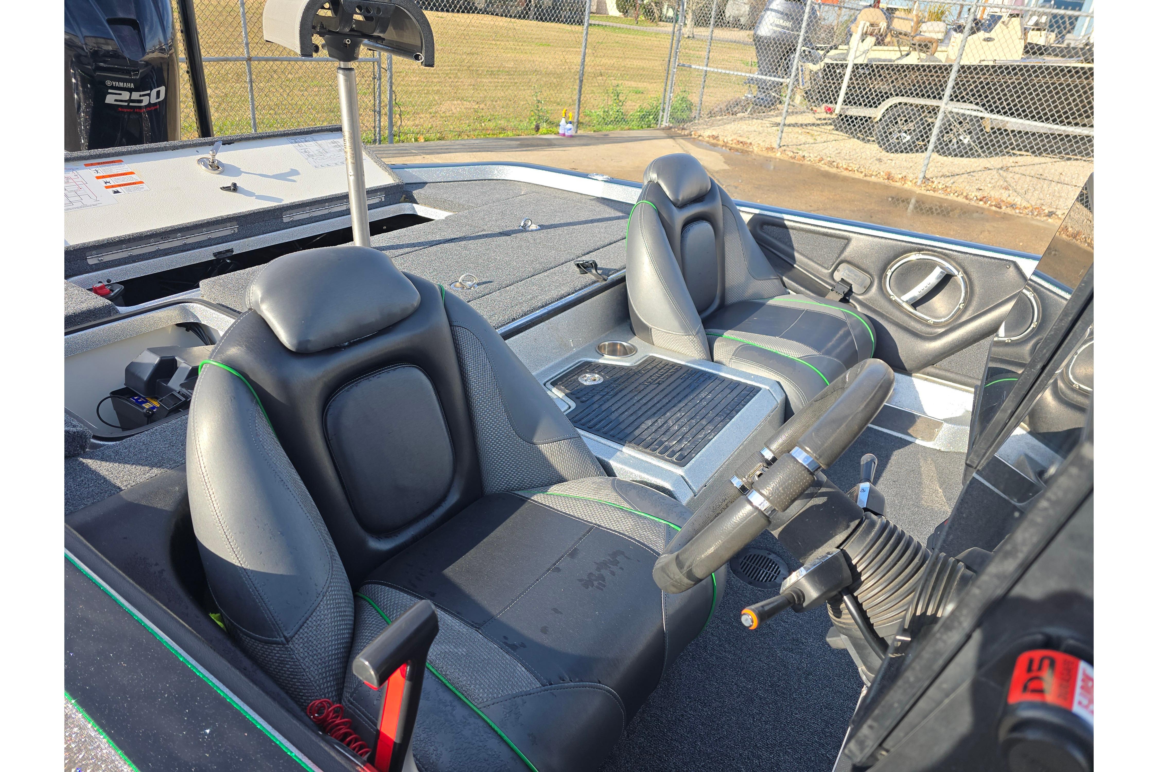 2016 Ranger Z521 Comanche Bass Boat Kaufen - YachtWorld