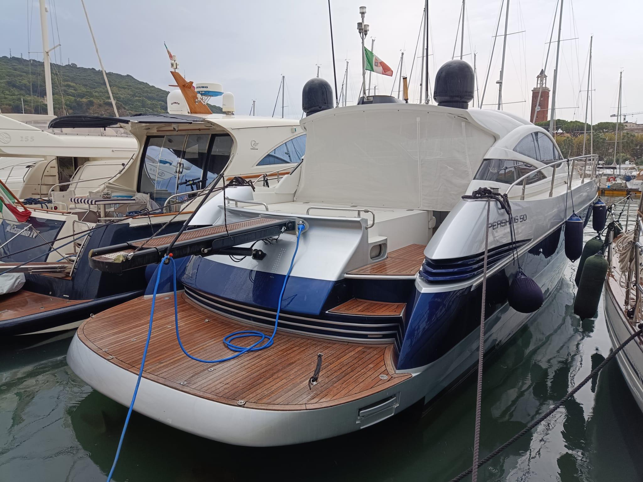 Pershing 50 | 2004 | 16m | Boatshop24