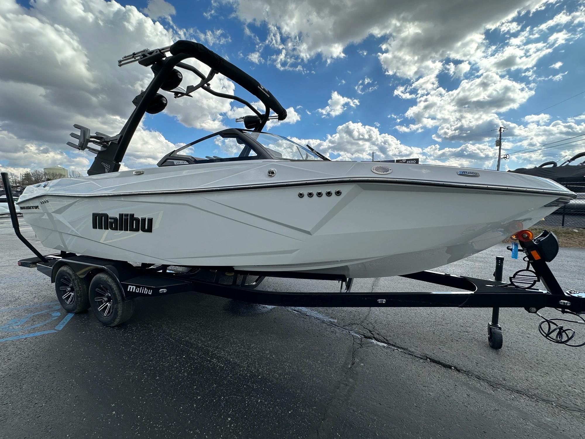 2024 Malibu Wakesetter 23 LSV Ski and Wakeboard for sale - YachtWorld