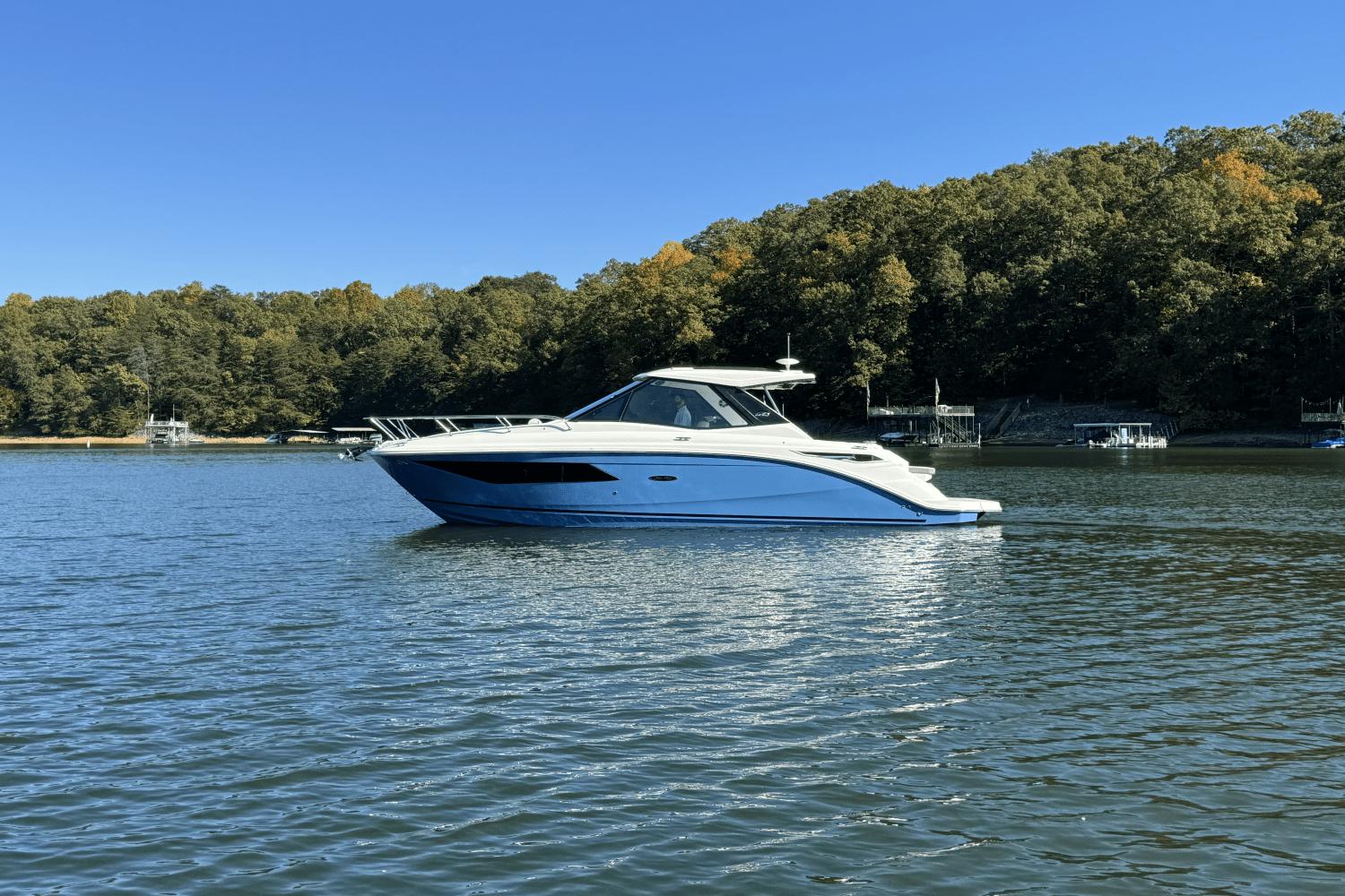 2024 Sea Ray 320 Sundancer Sports Cruiser for sale - YachtWorld