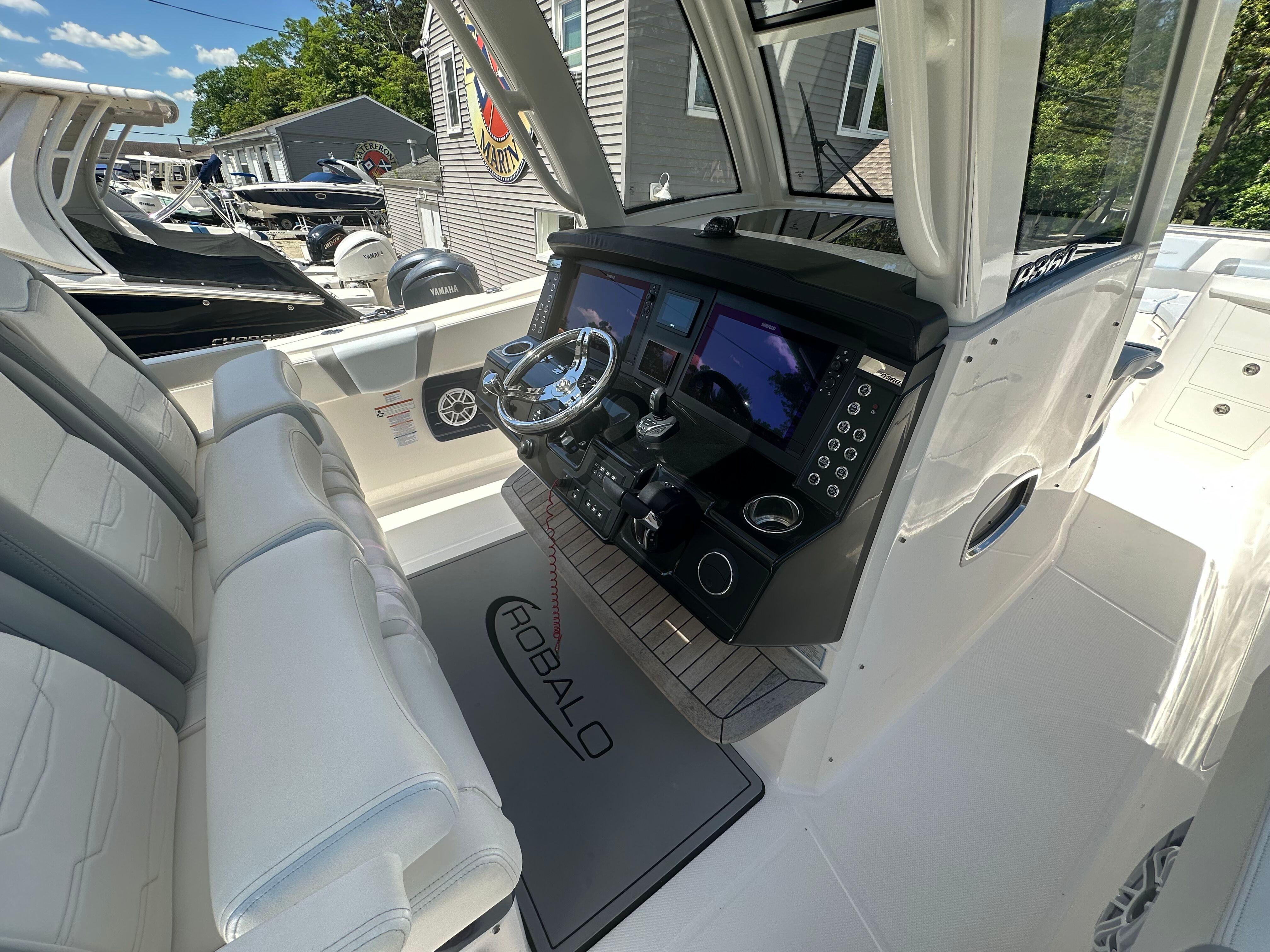 2022 Robalo R360 Center Console Center Console for sale - YachtWorld