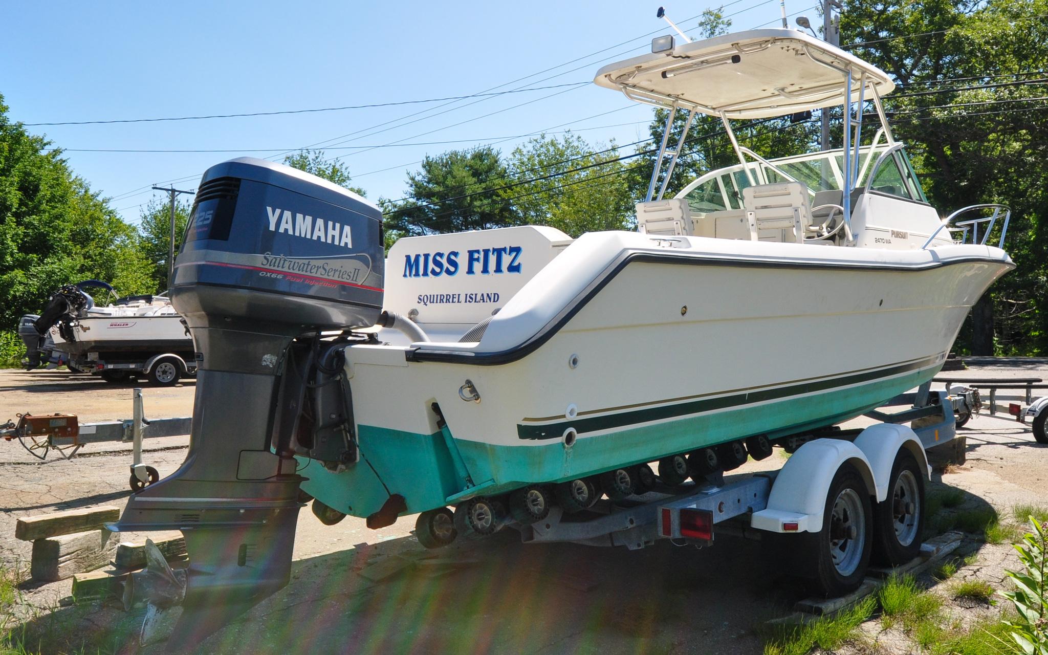 2002 Pursuit 2470 Walkaround Saltwater Fishing for sale - YachtWorld