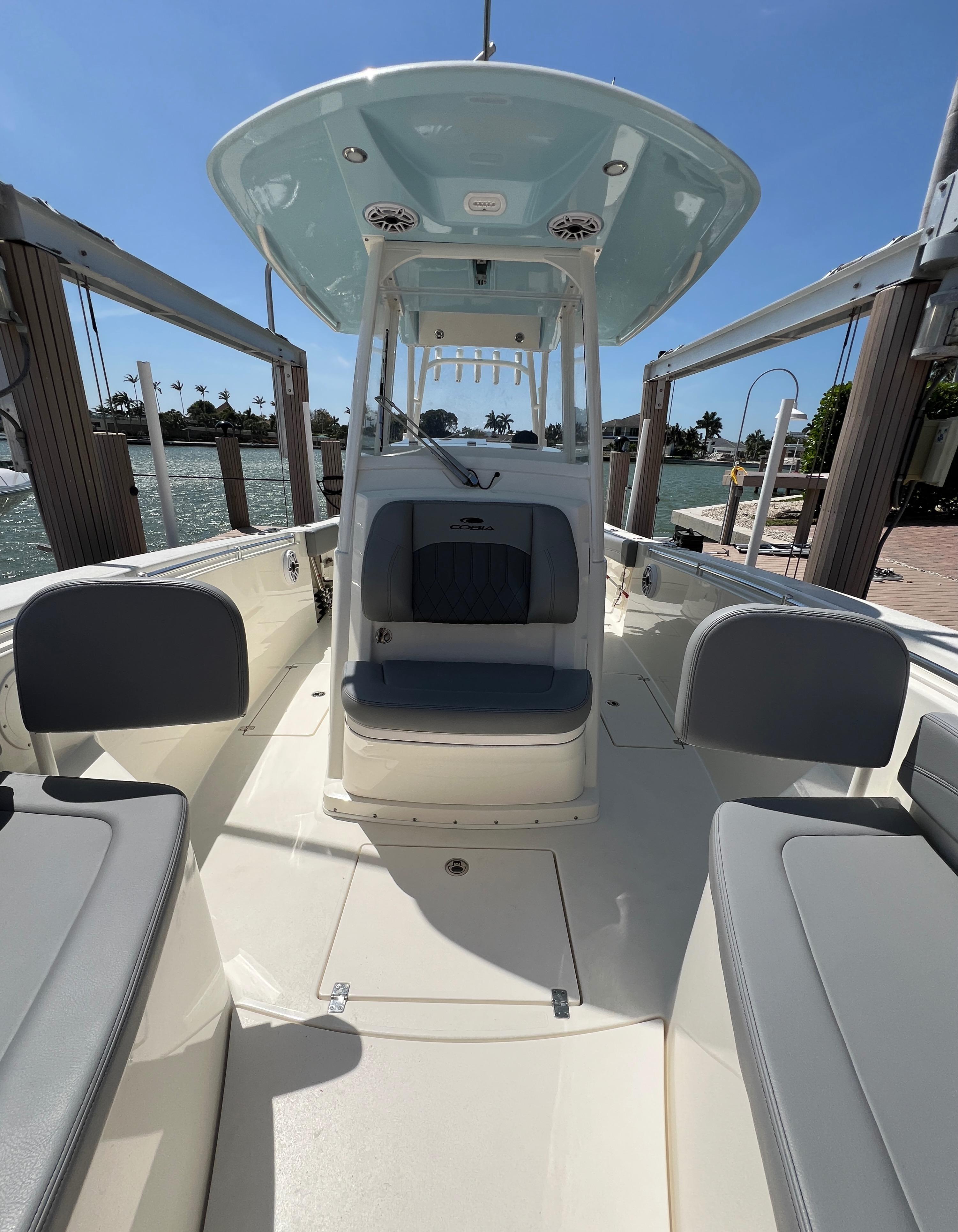 2024 Cobia 301 Center Console Center Console for sale - YachtWorld
