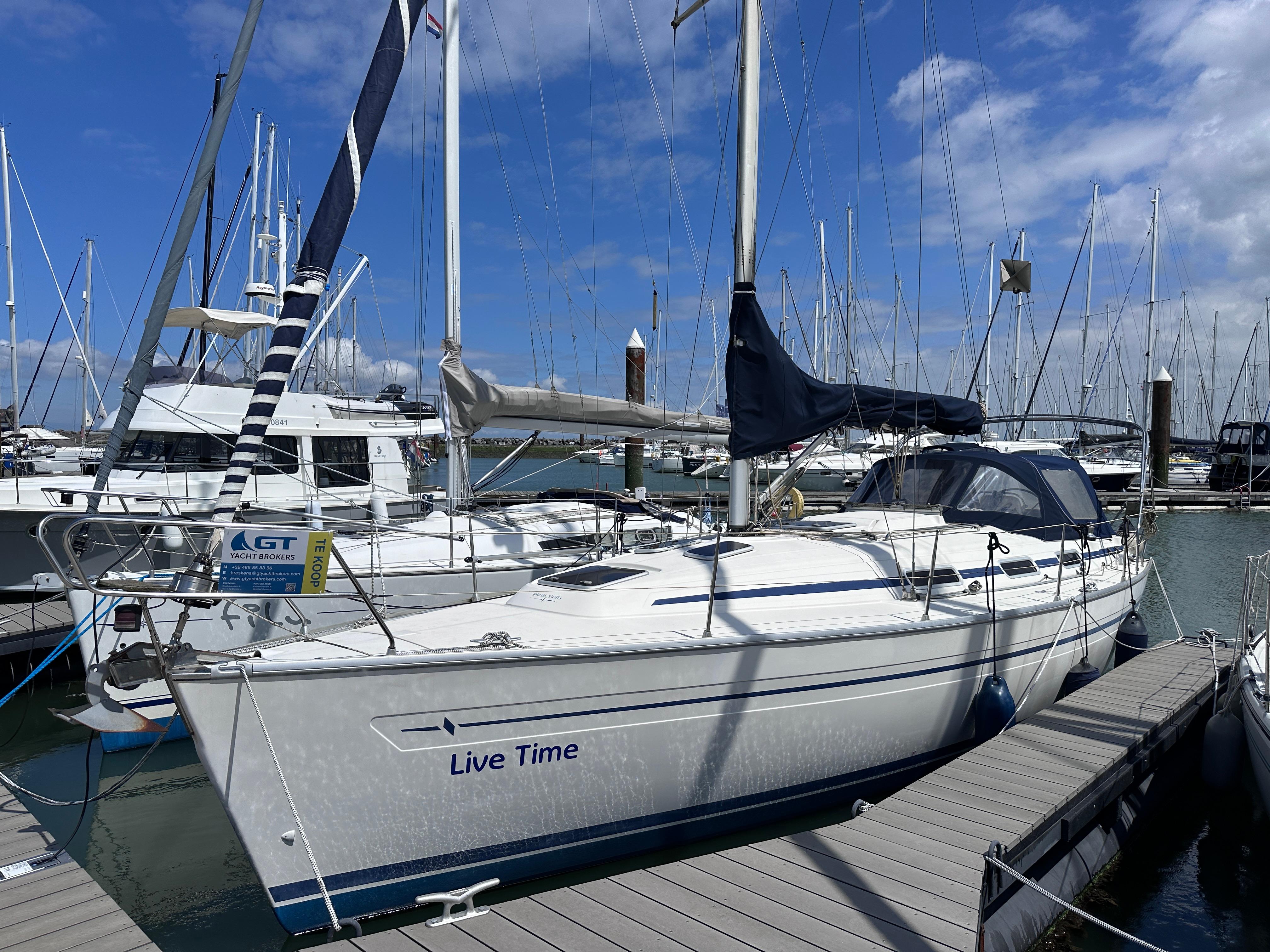 Bavaria 36 | 11m | 2002 | Boats and Outboards