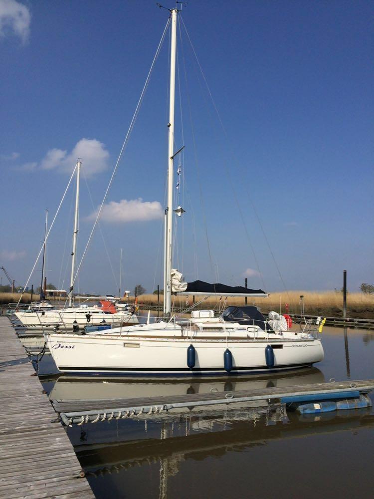 Used 1992 Beneteau Oceanis 320 | YachtFocus