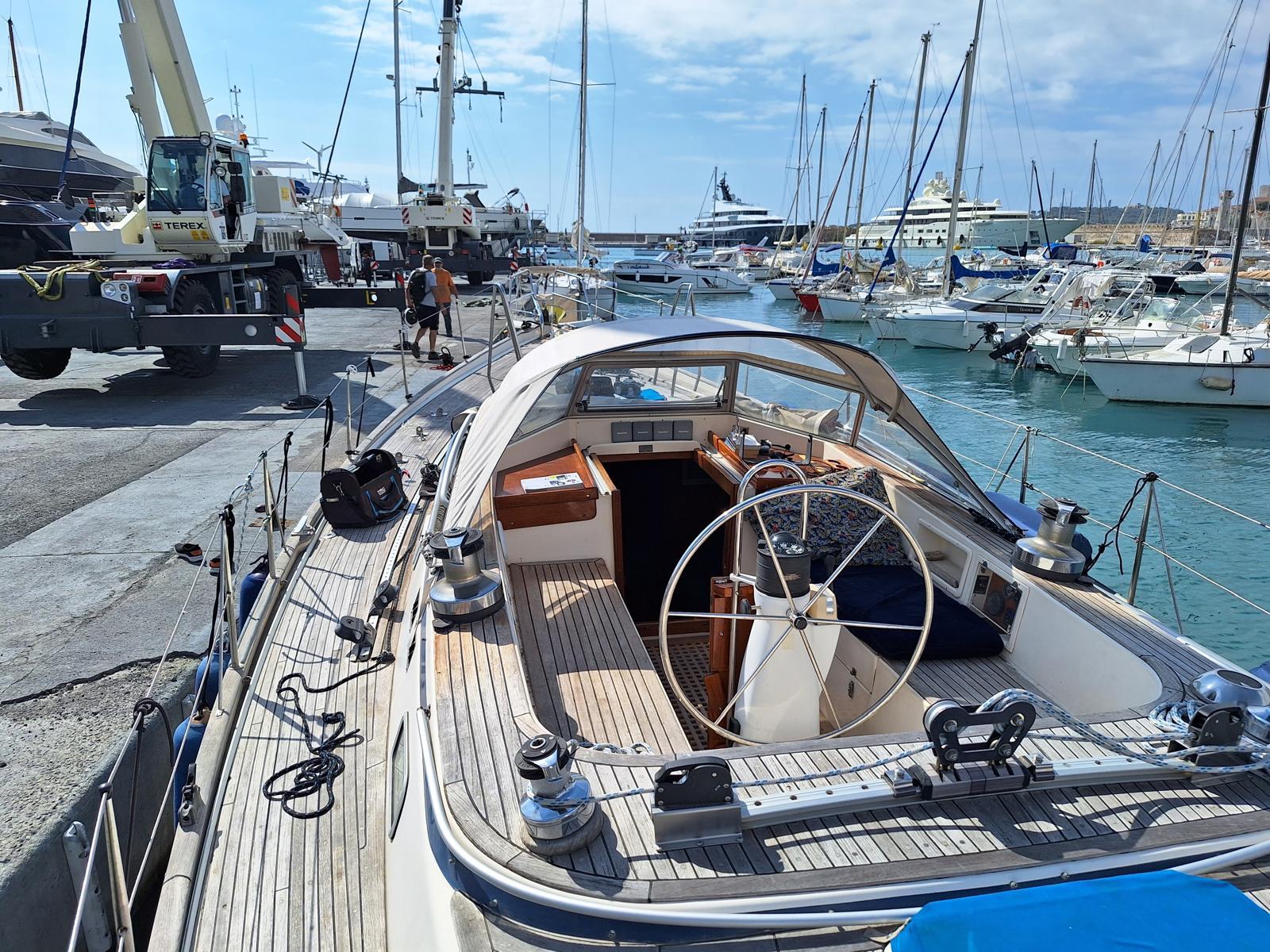 Used 1992 Hallberg-Rassy 42F - 06 - Alpes-Maritimes | YachtFocus