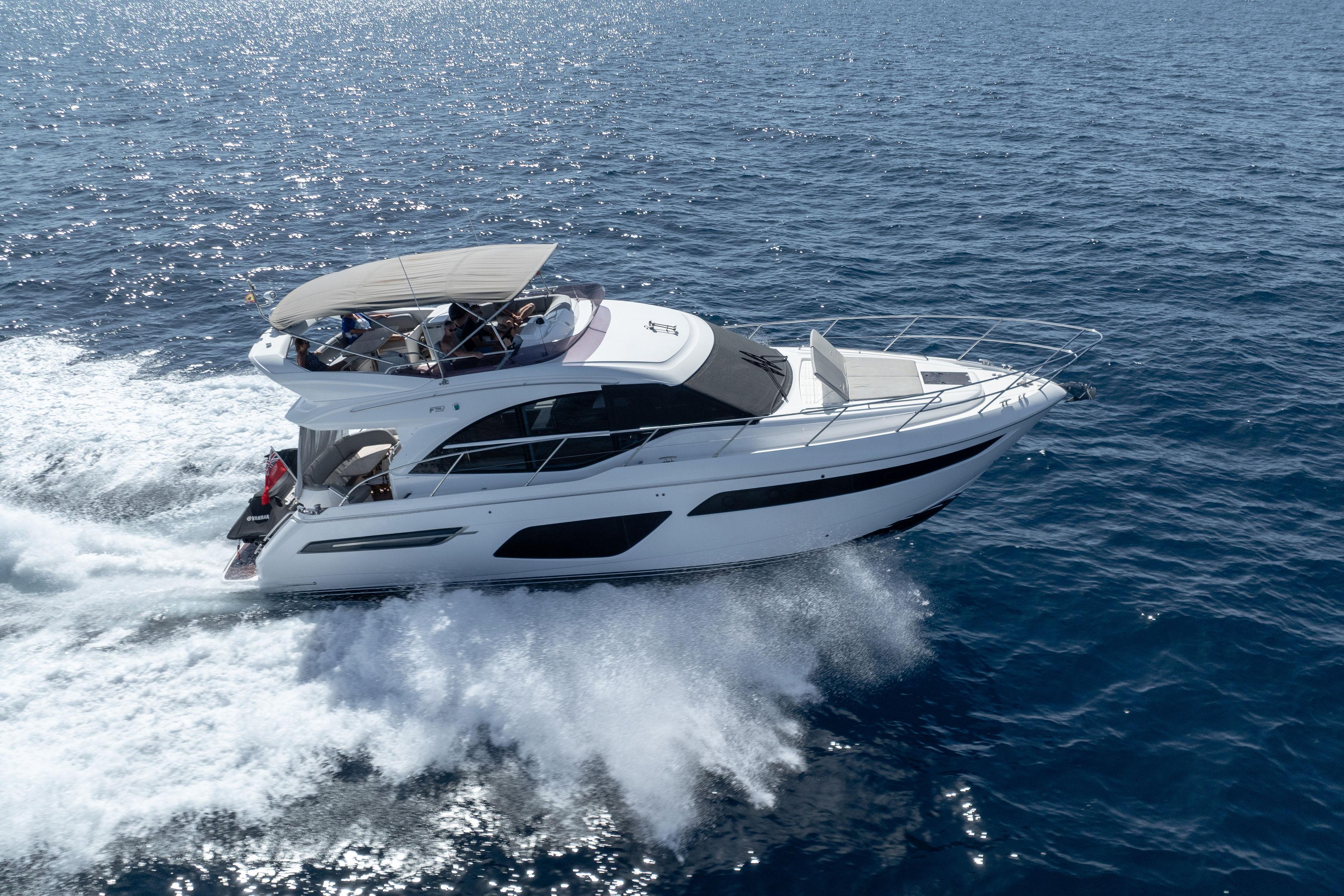 2021 Princess F50 Flybridge for sale - YachtWorld