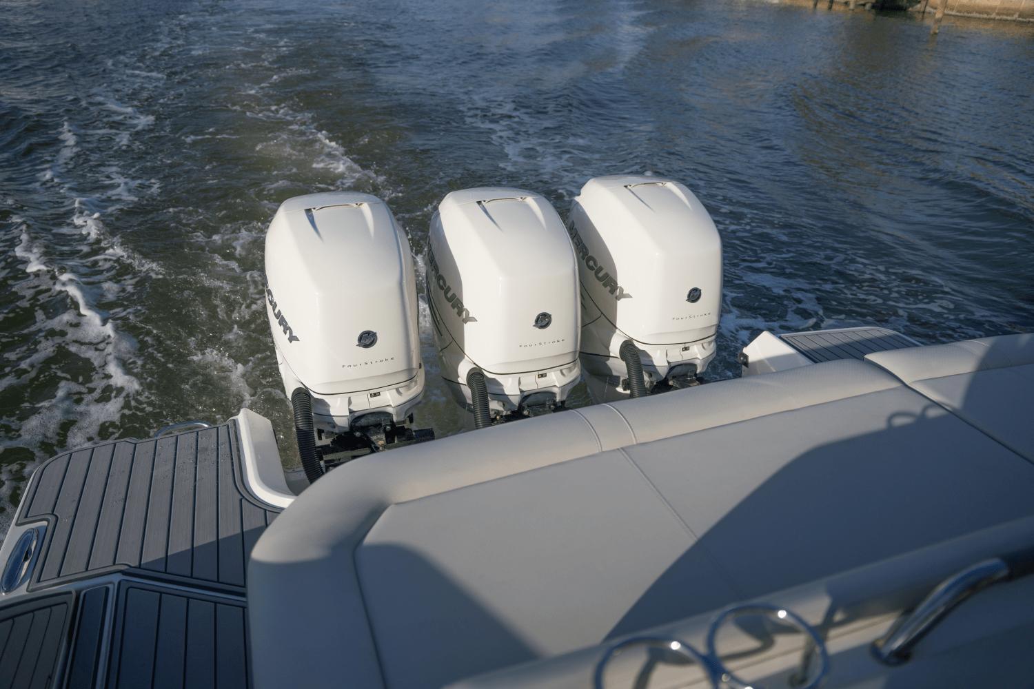 2021 Sea Ray SLX 400 OB Runabout for sale - YachtWorld